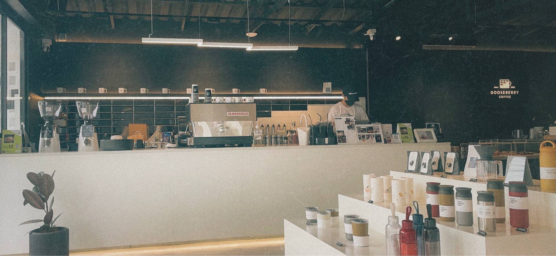 รีวิว GOOSEBERRY COFFEE PAKNAM - บรรยากาศโปร่งไม่อึดอัด ไปช่วงวันธรรมดา ...