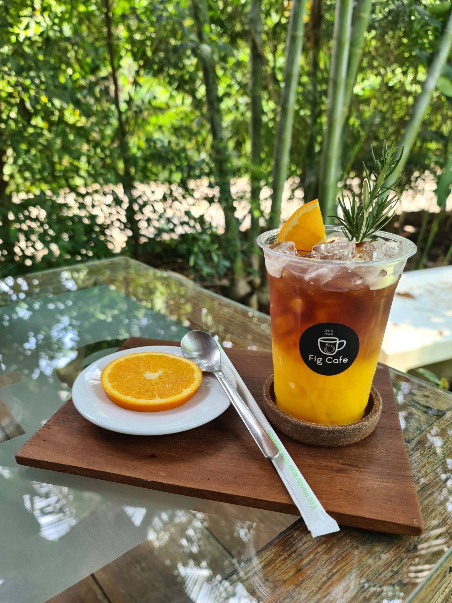 รีวิว Fig Cafe - กาแฟดีย์ เจ้าของร้านดีย์ บรรยากาศร้านก็ดี ร้านอยู่ใน ...