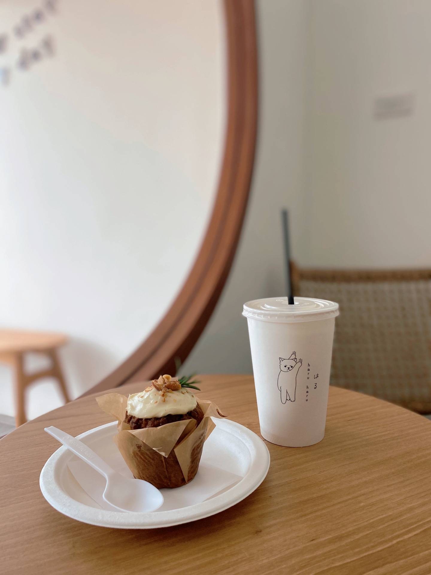 รีวิว Haru Haru Cafe ลำพูน - คาเฟ่ น่ารัก กิมมิก น้องแมว เจ้าของร้าน ...