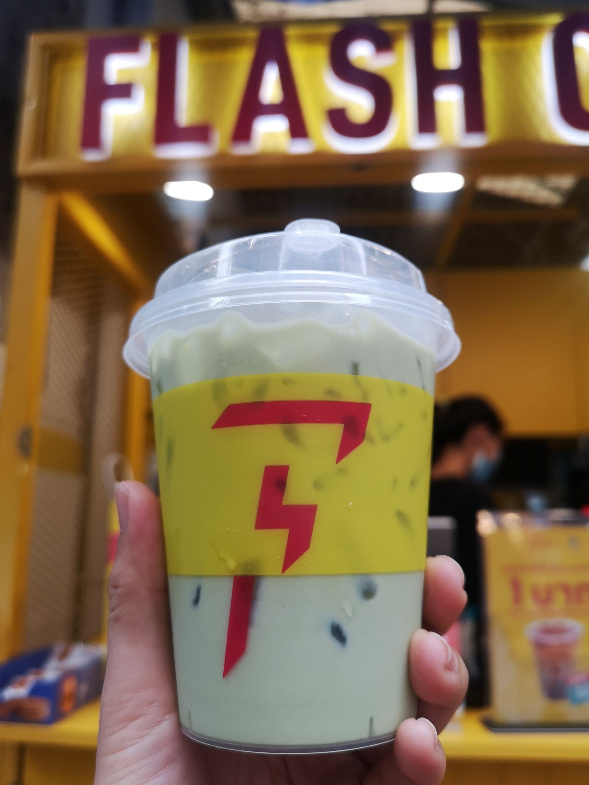 รีวิว Flash Coffee สยามฟู๊ดพลัส - อยากลองกาแฟแต่มาช้าไปเลยได้ลองมัทฉะไปก่อน
