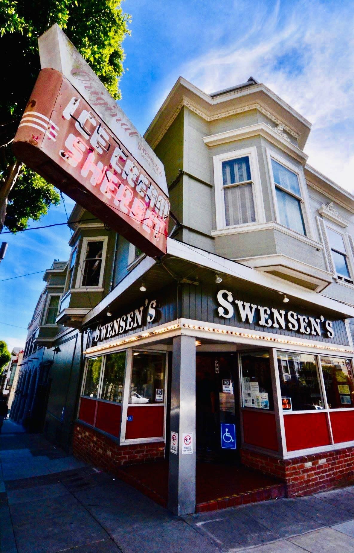 รีวิว Swensen's Original - สเวนเซนส์สาขาแรกของโลกนะ
