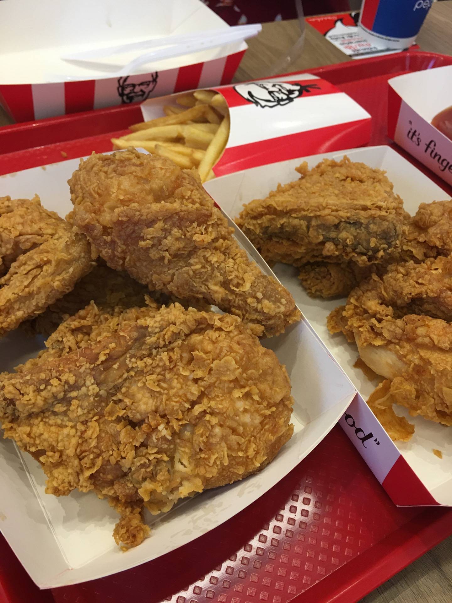 ร้าน KFC GSDT Caltex กะทู้ | รีวิวร้านอาหาร - Wongnai