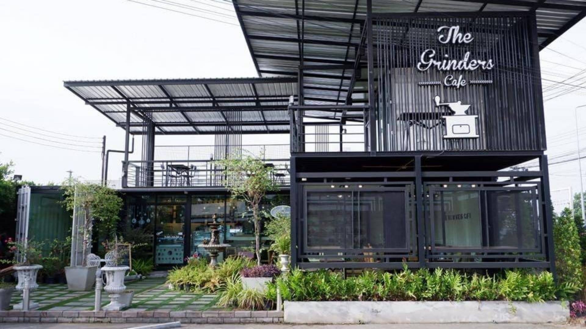 ร้าน The Grinders Cafe โครงการชวนชื่นการ์เด้น | รีวิวร้านอาหาร
