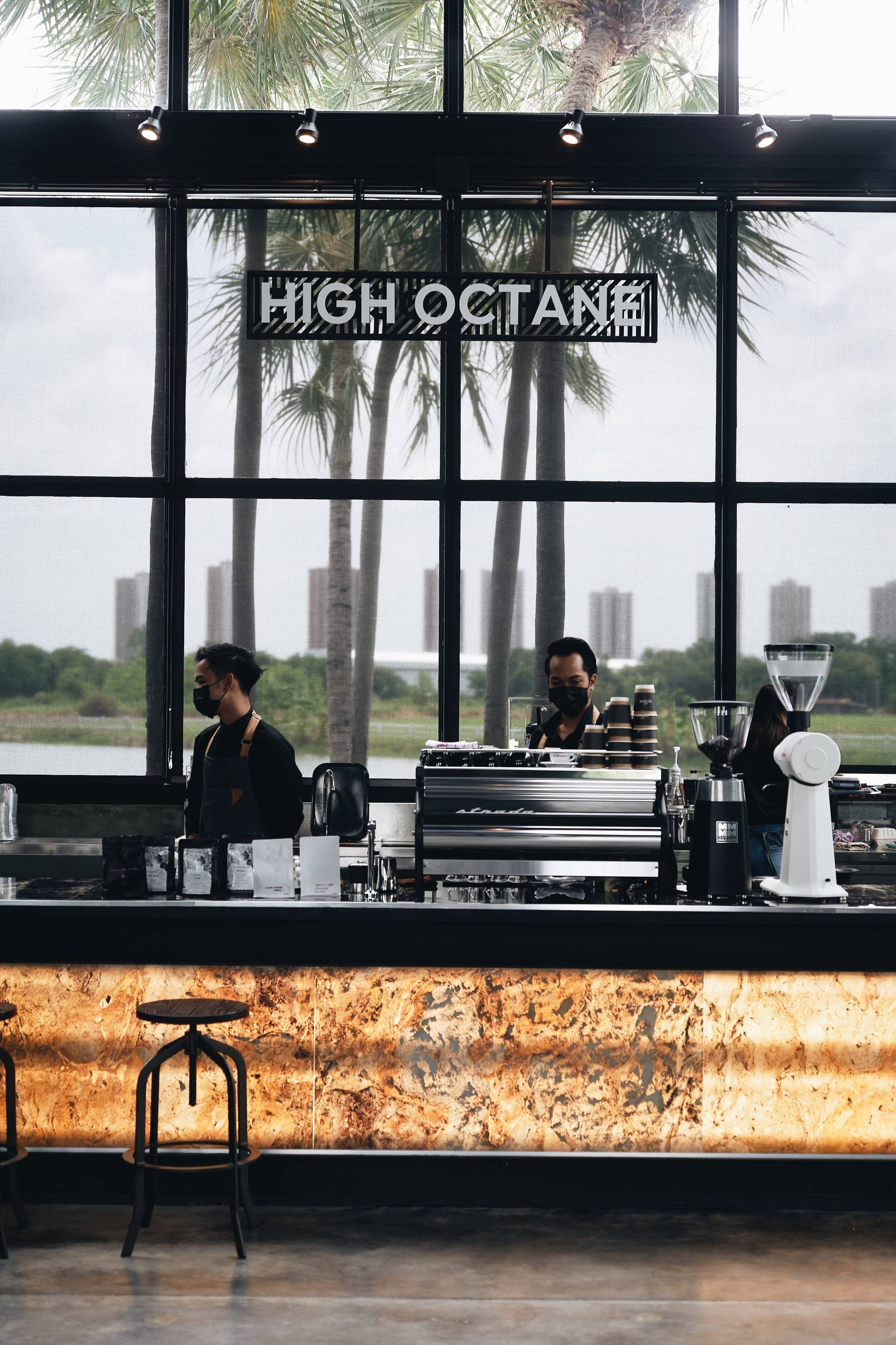 รีวิว High Octane Coffee&Roaster สาขาหลัก - โอเอซิสแห่งใหม่