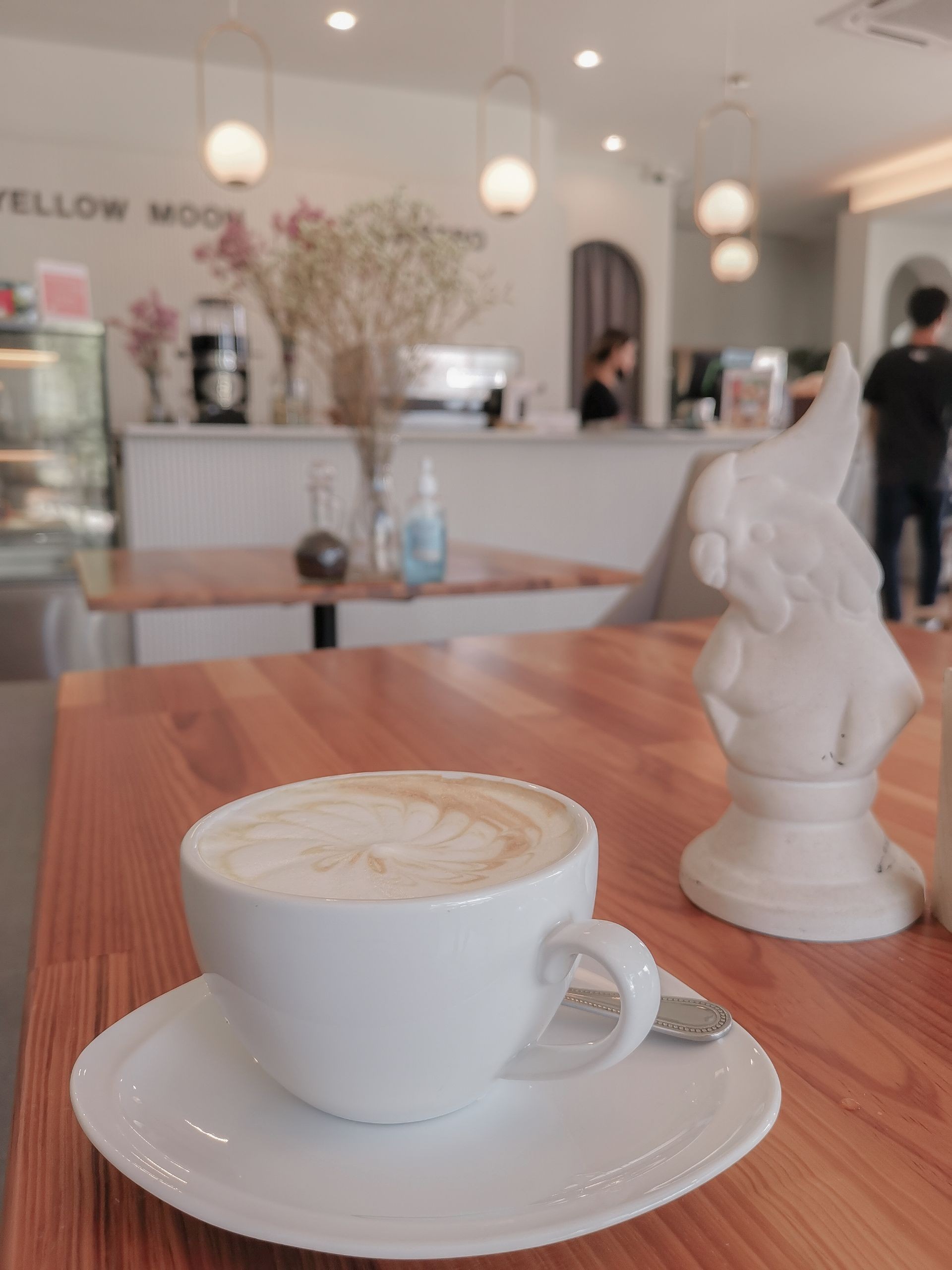 เฮเซลนัทลาเต้ ร้าน La moon cafe’