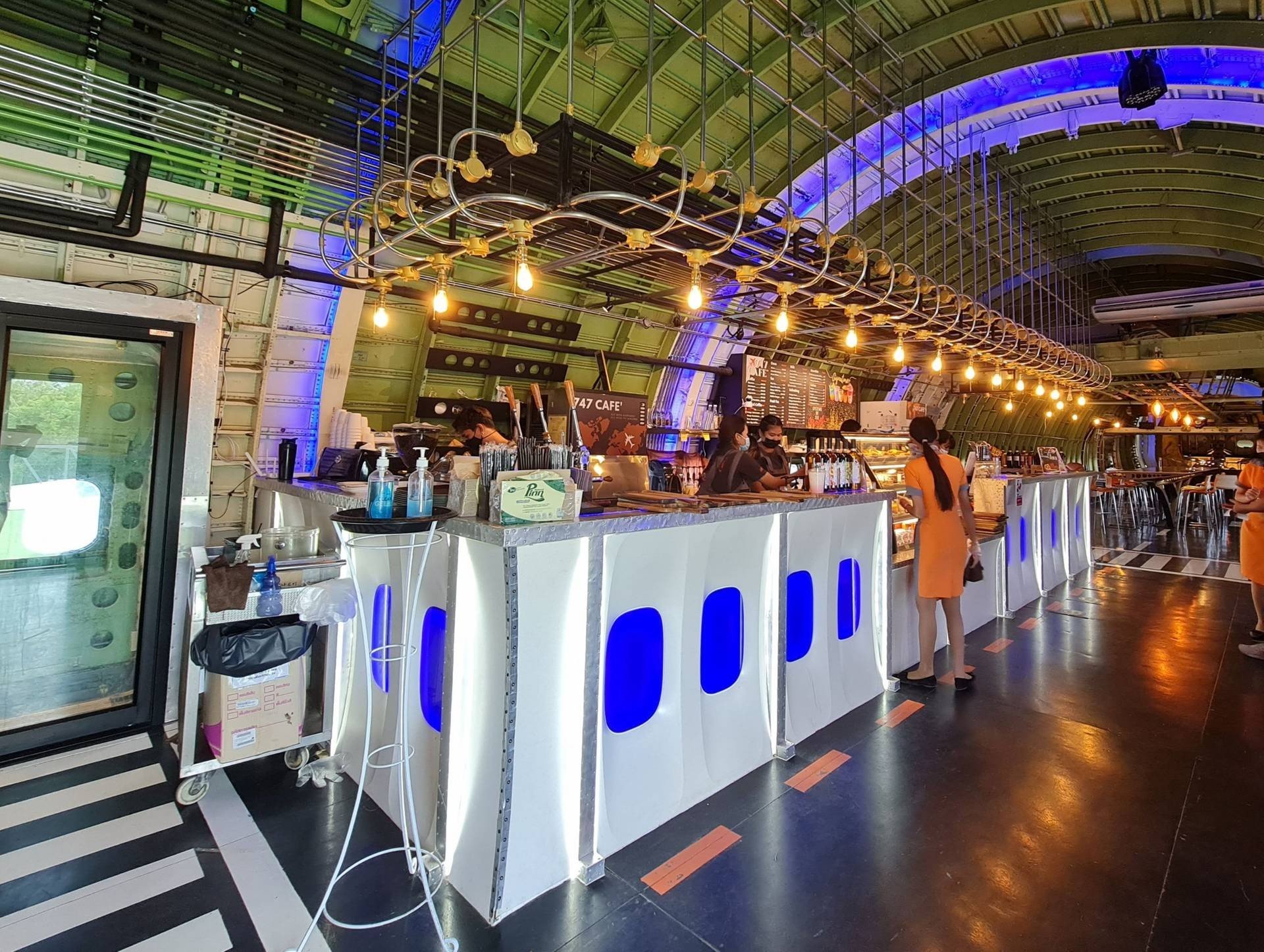 รูป 747 Cafe - Wongnai