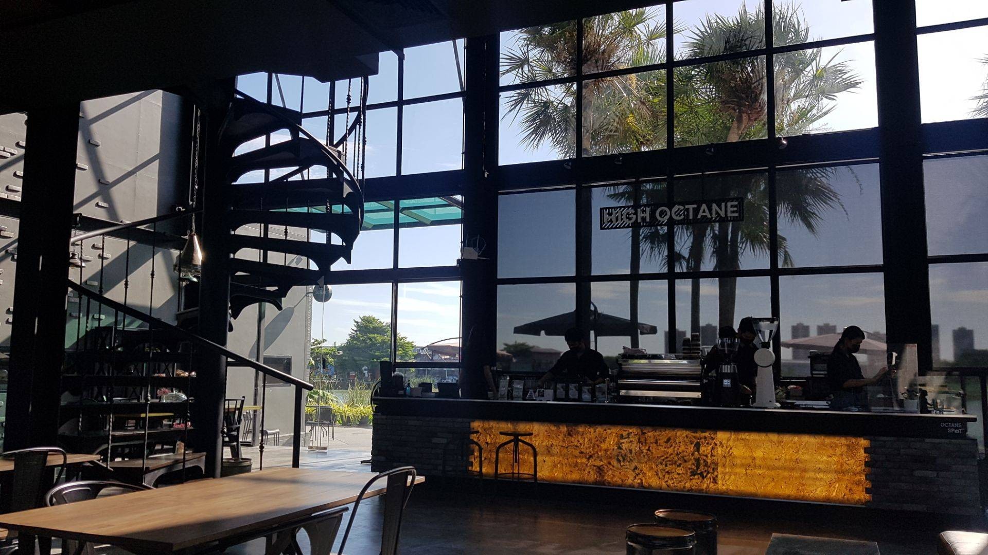 รีวิว High Octane cafe สาขาหลัก - วิวสวย พนักงานตั้งใจบริการ กาแฟดี ที่ ...