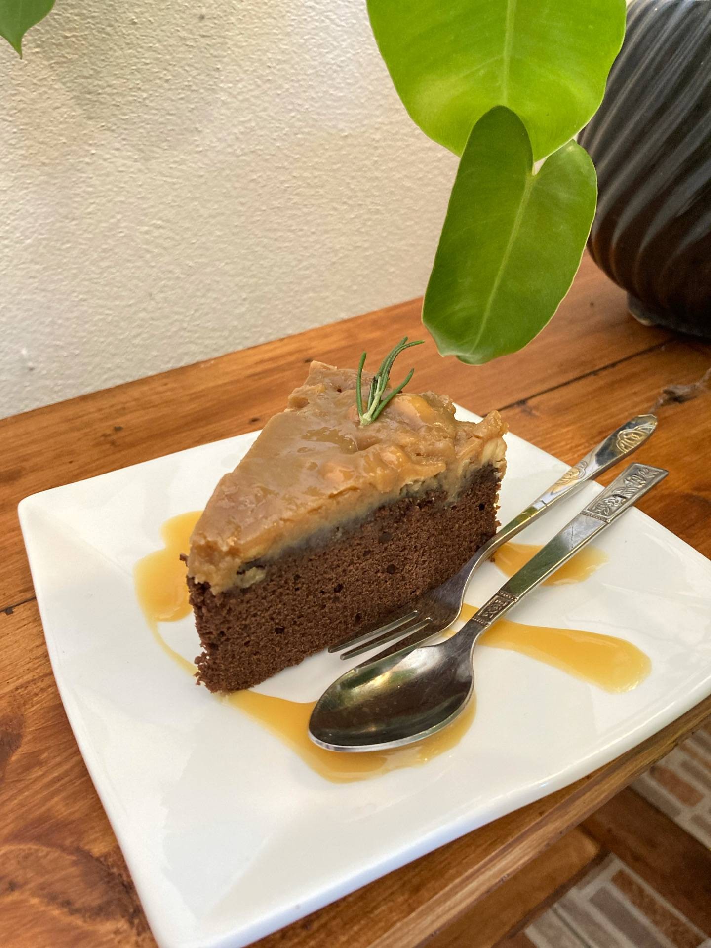 Toffëe cake ร้าน Slow Heart Bang Saray
