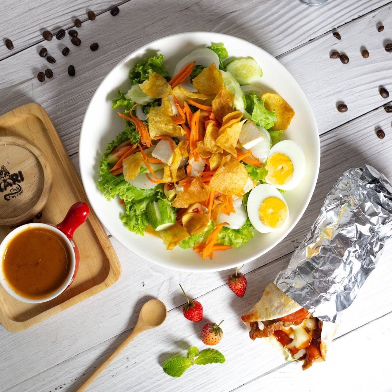 รีวิว Naricha Halal ฮาลาล อิสลาม (มหานาค) มหานาค - สลัดแขกอร่อยมากค่ะ