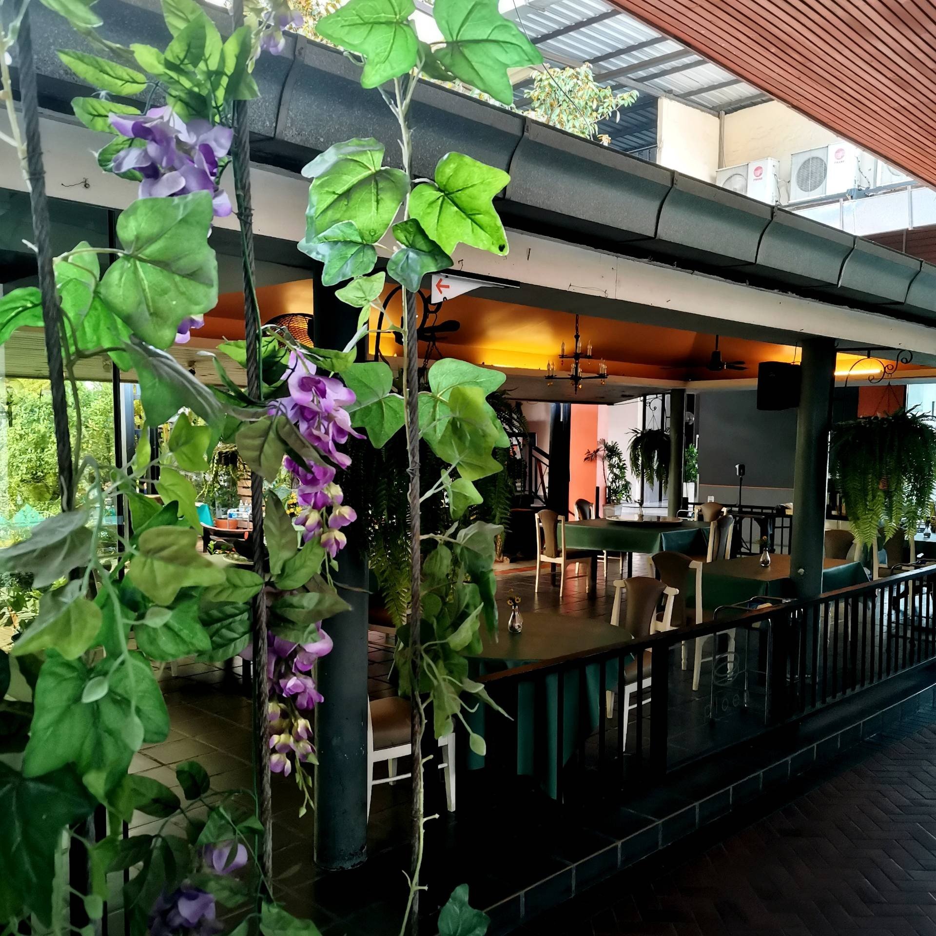 รูป Ploen Restaurant - Wongnai