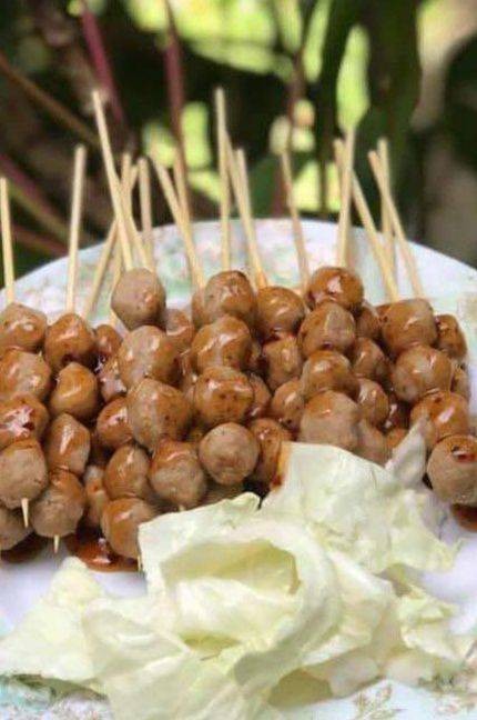 รีวิว The Eak coffee & cha - ลูกชิ้นแท้ ไม่ใส่สาร มั่นใจถึงความอร่อย