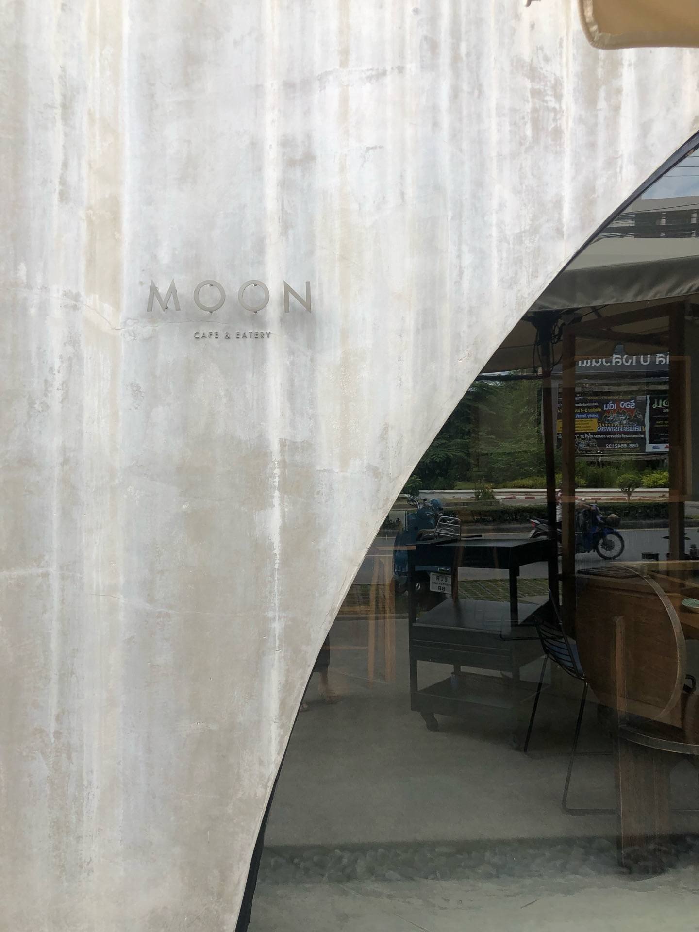 รีวิว MOON cafe & eatery - ที่สุดของเชียงใหม่ ไม่มาคือพลาดมาก ร้านตก ...