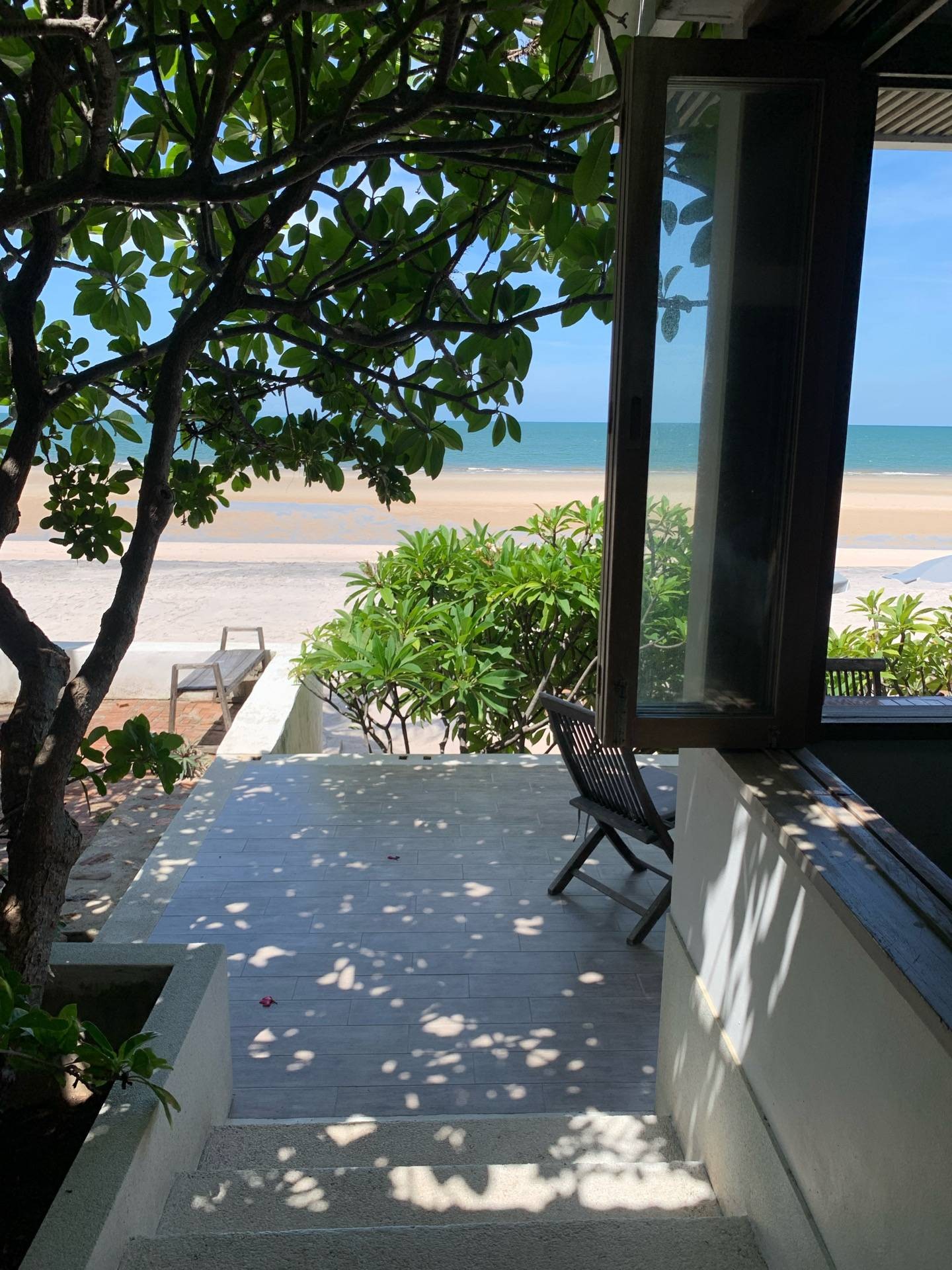 รีวิว DRIP RIM LAY - Drip rim lay by veranda - Wongnai