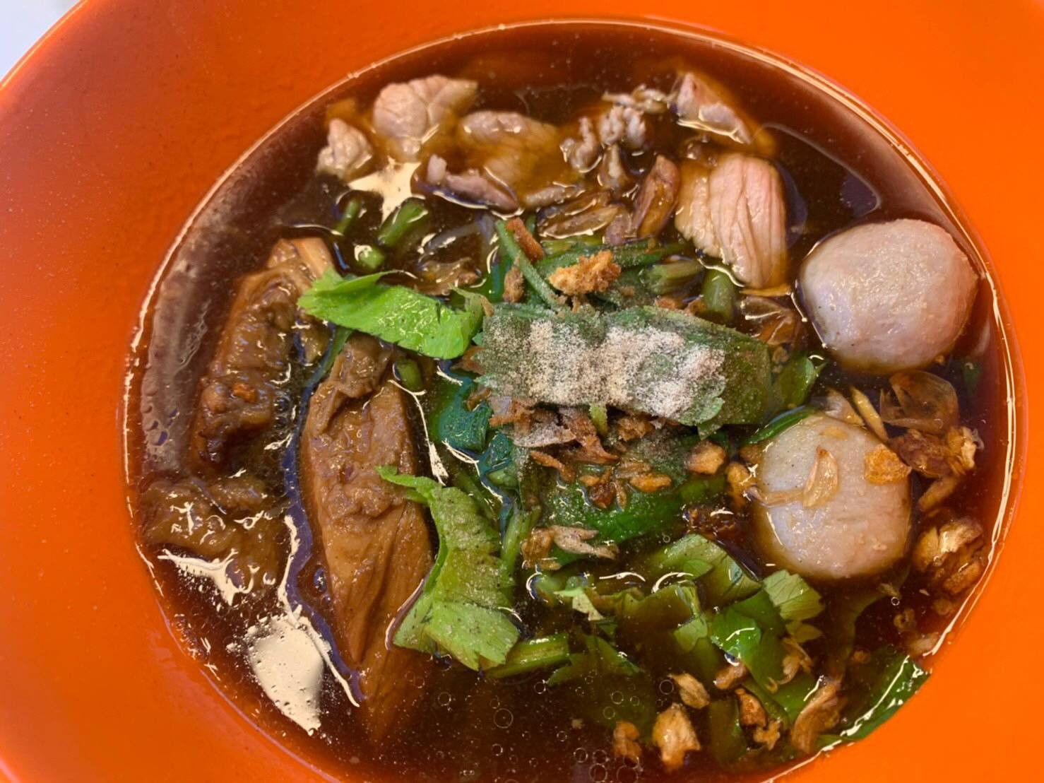 ก๋วยเตี๋๋ยวเนื้อตุ๋นรวม • ก๋วยเตี๋ยวเนื้อตุ๋น น้ำซุปเข้มข้น อร่อยมากๆ ...