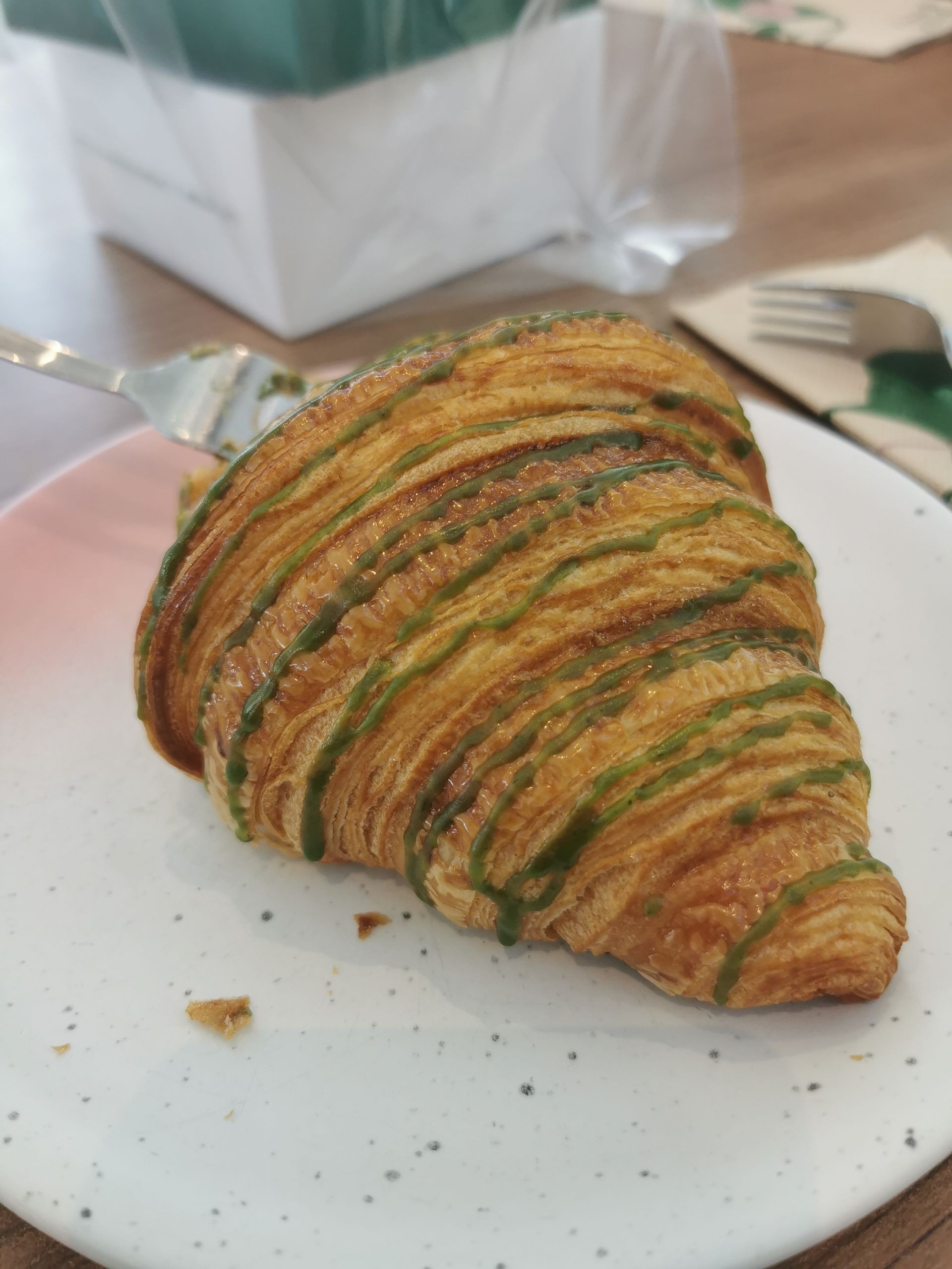 Pandan Croissant • ด้วยความเป็นคนโบราณ อันนี้ชอบมากครับ แม้ปกติไม่ทาน ...