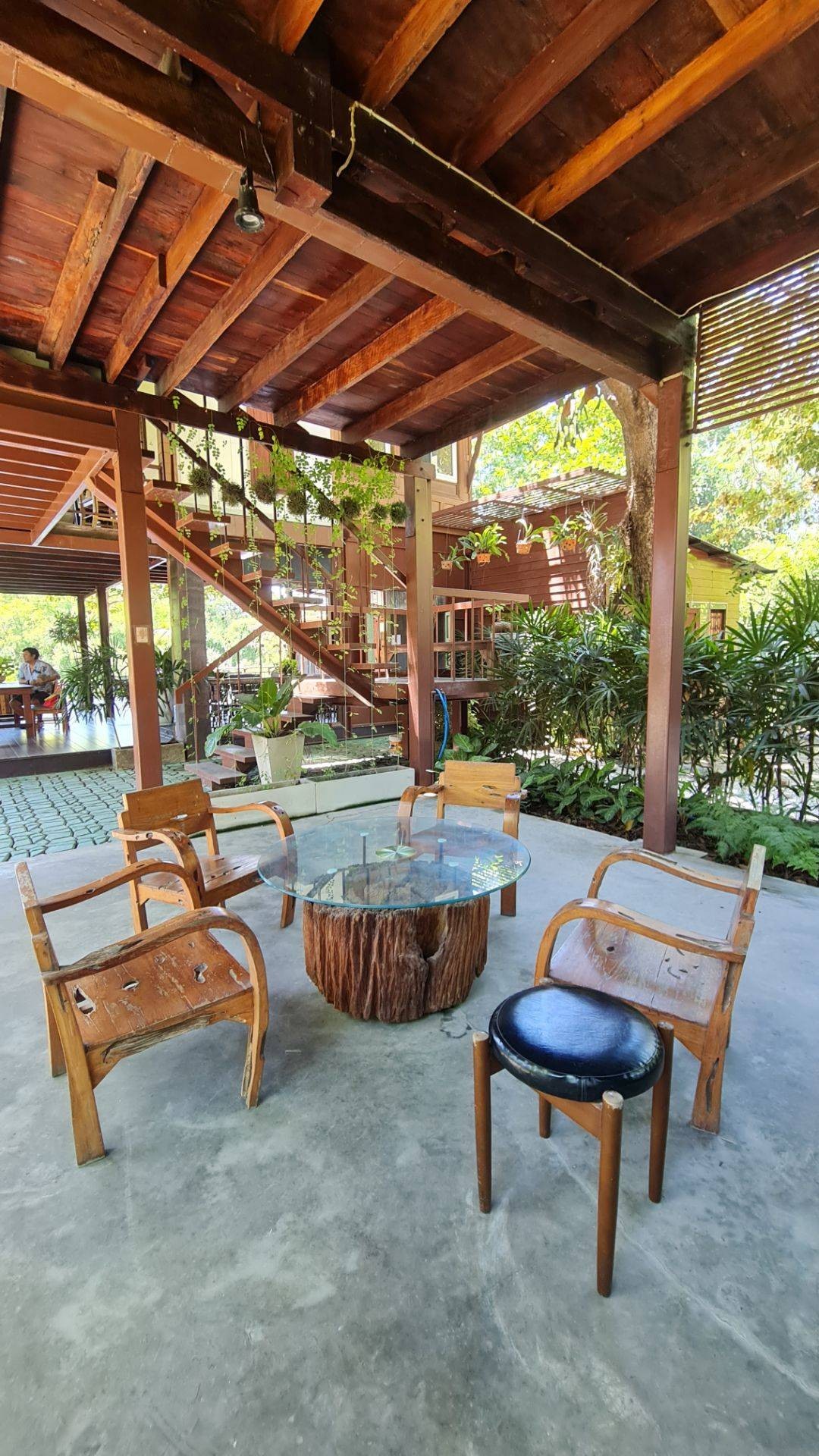 รูป ภพ The Riverside Cafe