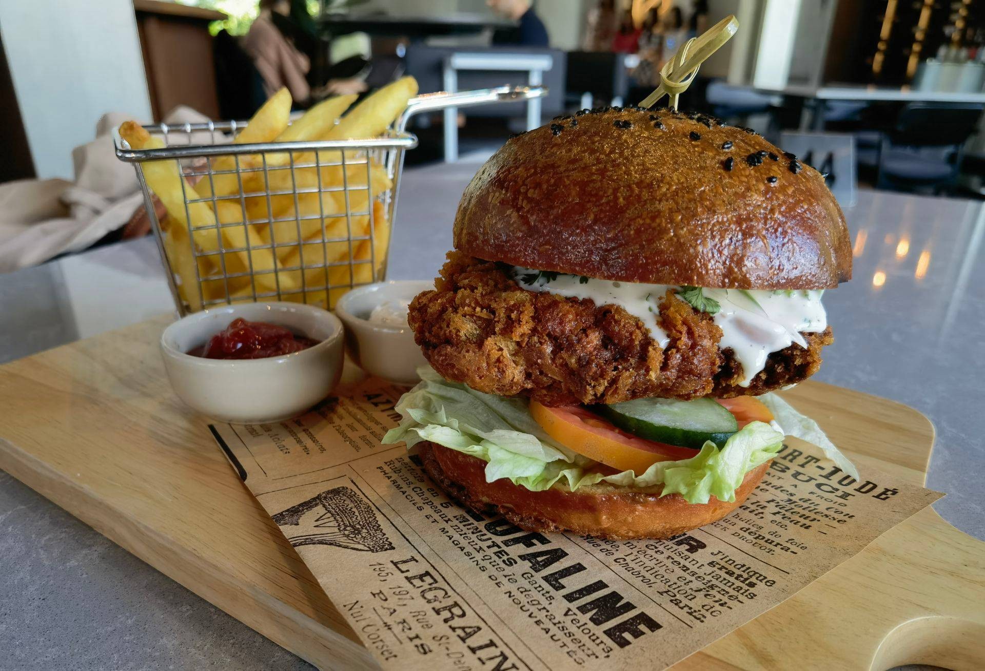 รูป Shuffle Cafe & Bistro - Wongnai