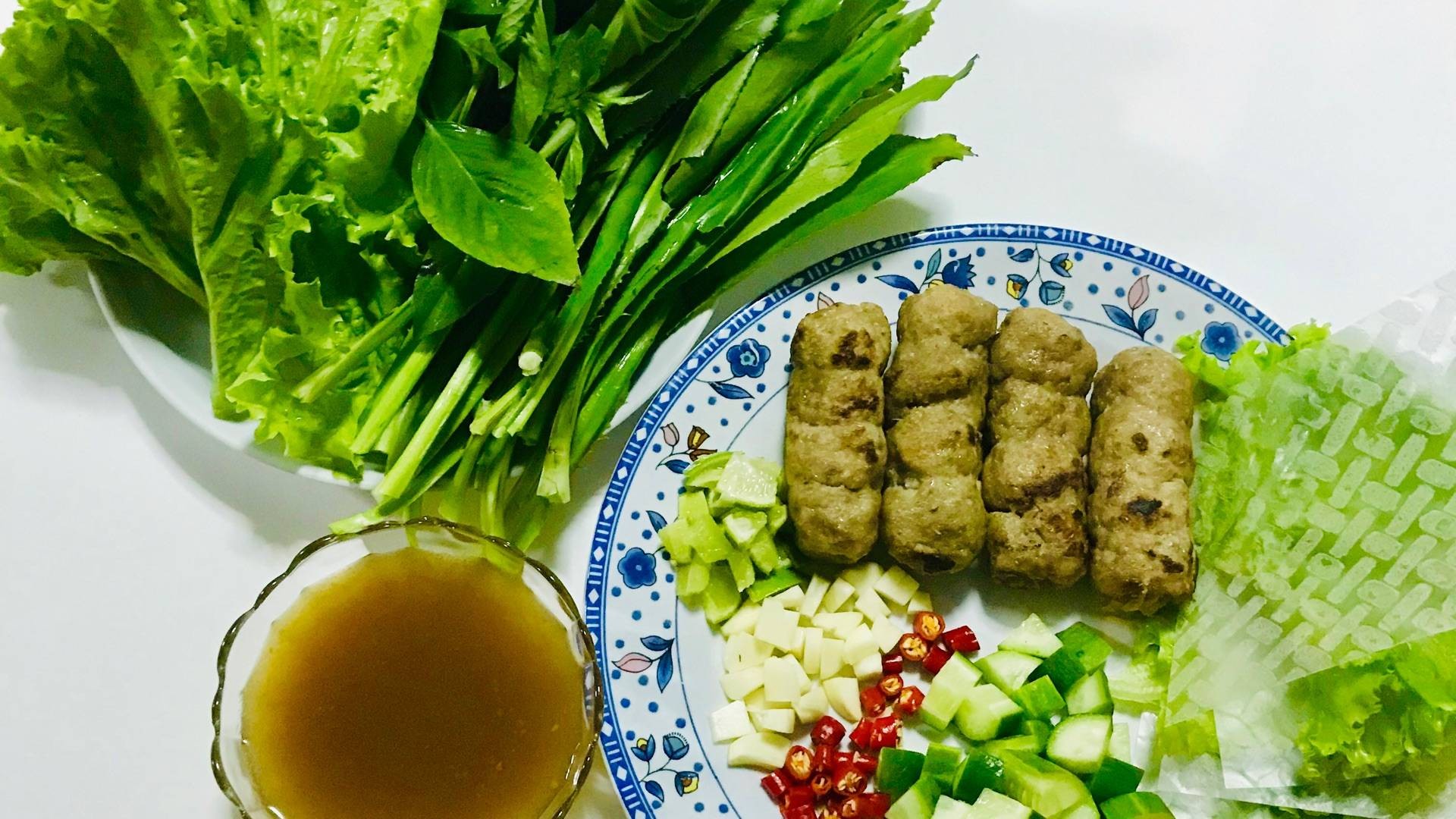 แหนมเนือง อาหารเวียดนาม Red Cos - สั่งอาหารเดลิเวอรี | Wongnai x LINE MAN