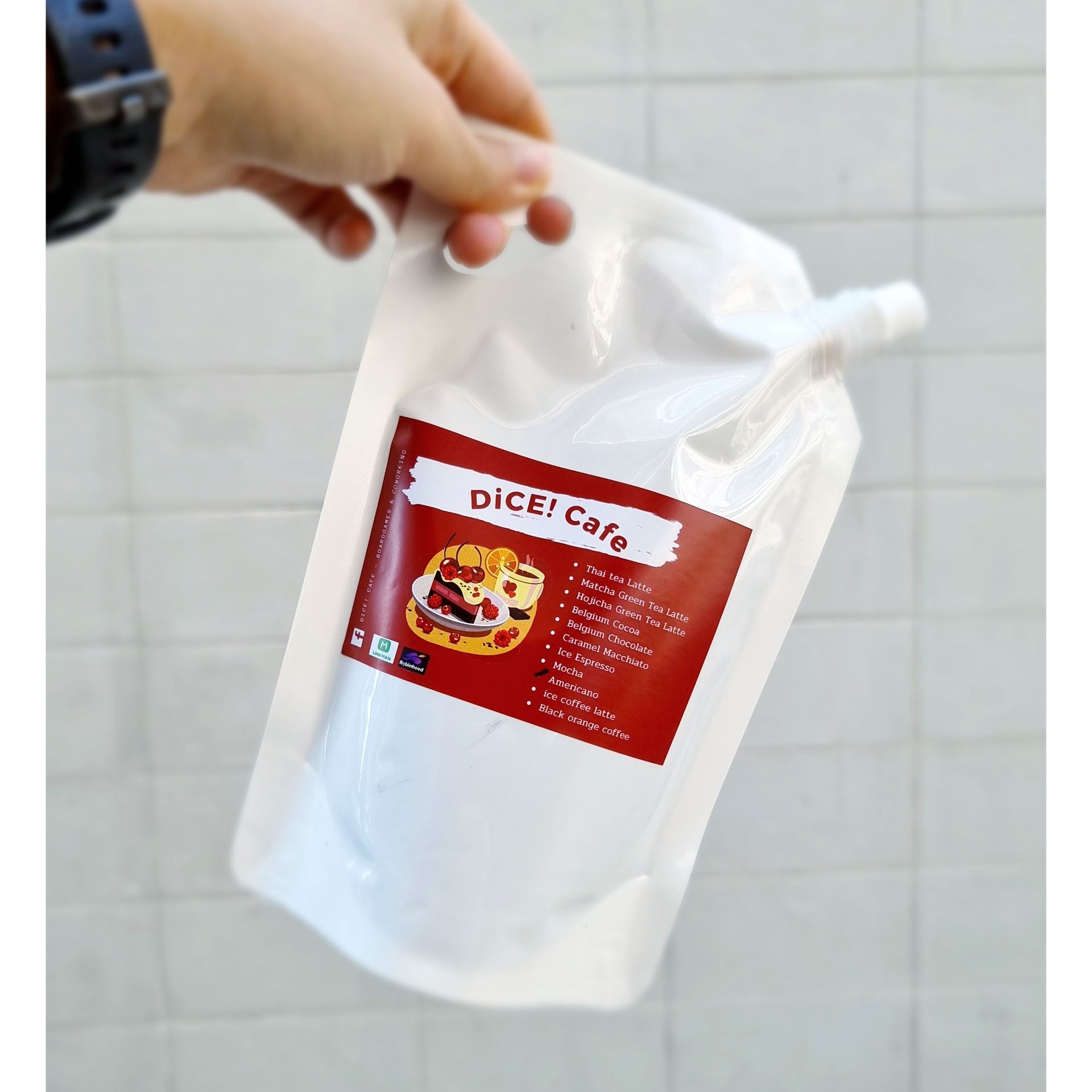 รีวิว Dice Cafe - Board Games & Coworking - กาแฟคั่วกลาง มีความเปรี้ยว ...