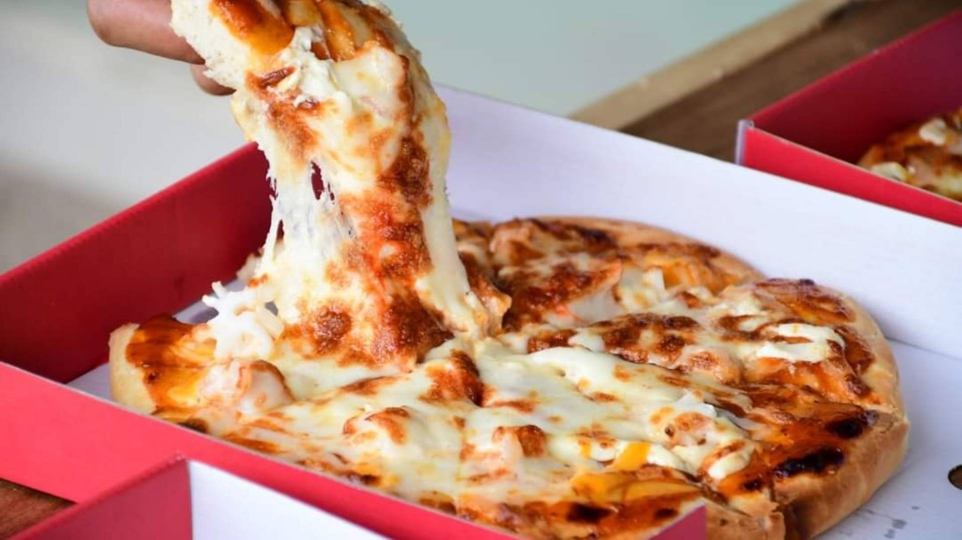 Wow! Pizza บ้านเอื้อ 34 - สั่งอาหารเดลิเวอรี | Wongnai x LINE MAN