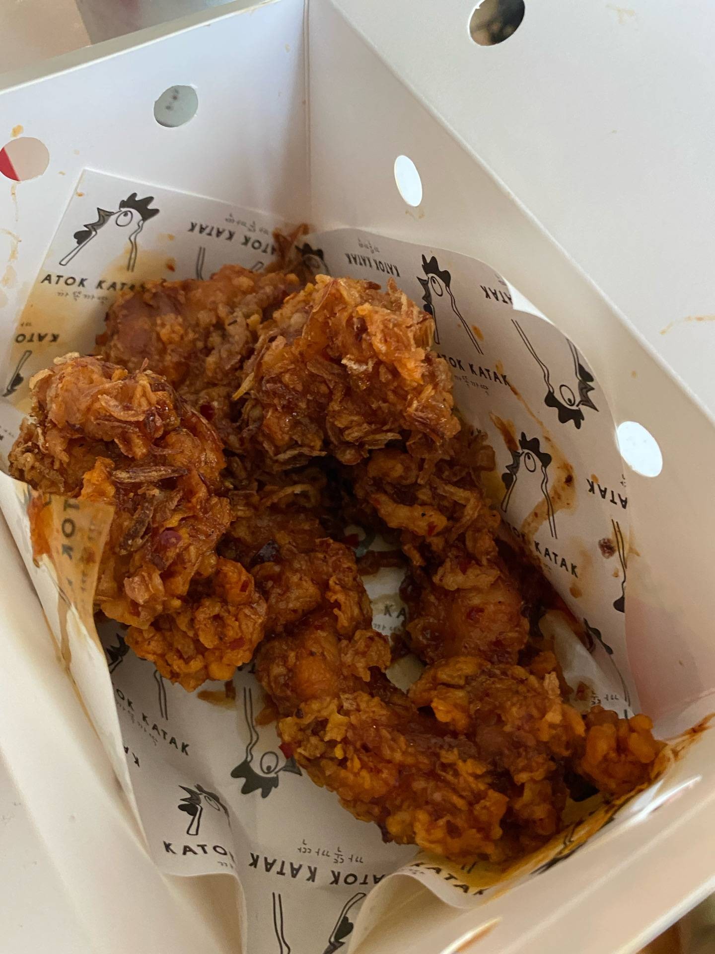 รีวิว Katok Katak Fried Chicken อโศก - ไก่ทอดที่มีเอกลักษณ์เฉพาะ อร่อยดี