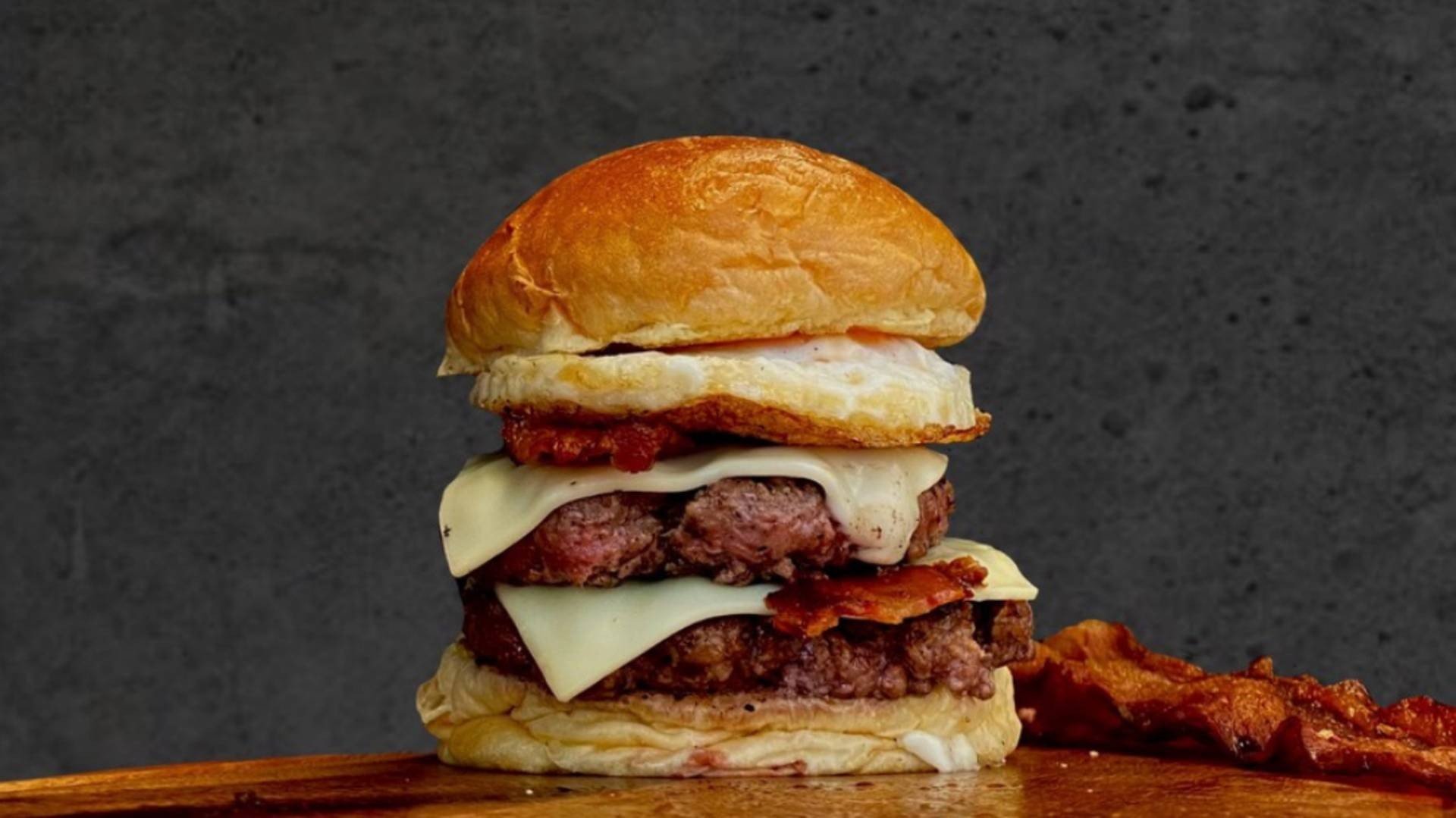 Smith Burger - สั่งอาหารเดลิเวอรี | Wongnai x LINE MAN