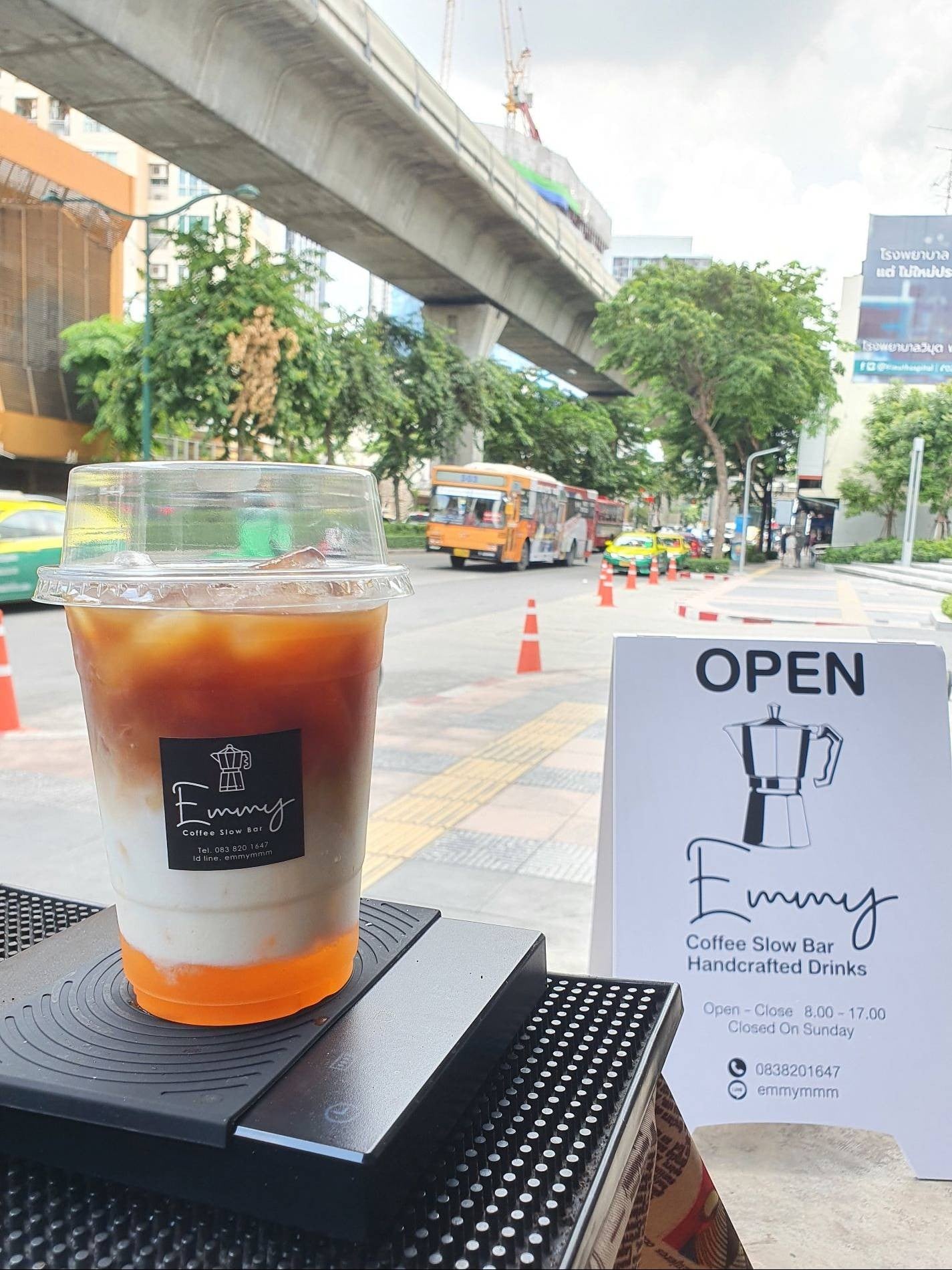 [รีวิว] ร้าน Emmy Coffee Slow Bar | เมนูแนะนำ รูปภาพ ราคา - Wongnai