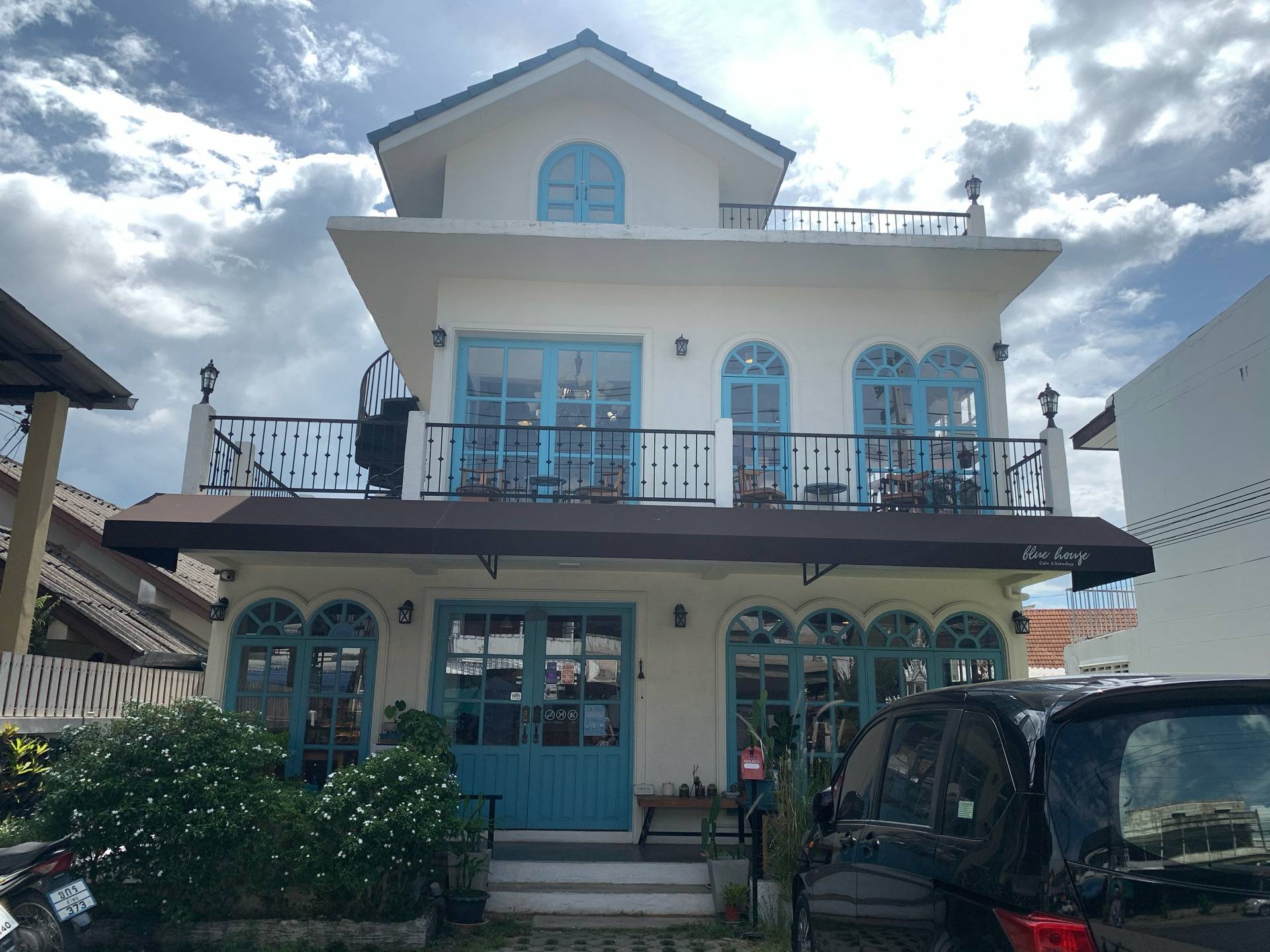 รีวิว Blue House Cafe & Bakeshop - ร้านกาแฟและเบเกอรี่ ออกแบบน่ารัก ใน ...