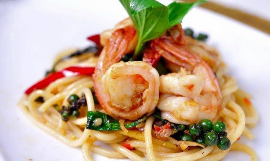 รีวิว สเต็กร่ม ส้ม เขียว - แวะกินสเต๊กที่ร้านส้มร่มเขียวที่แกลง ระยองครับ