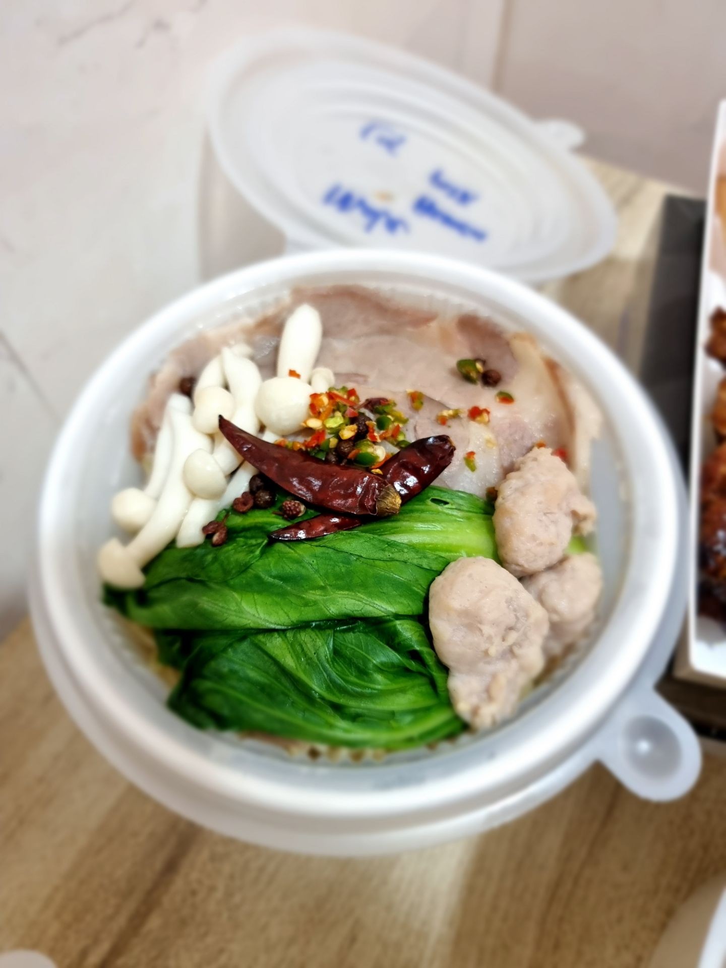 รีวิว Lust Ramen Ari - ราเมงฟิวชั่น เส้นสดทำเอง!