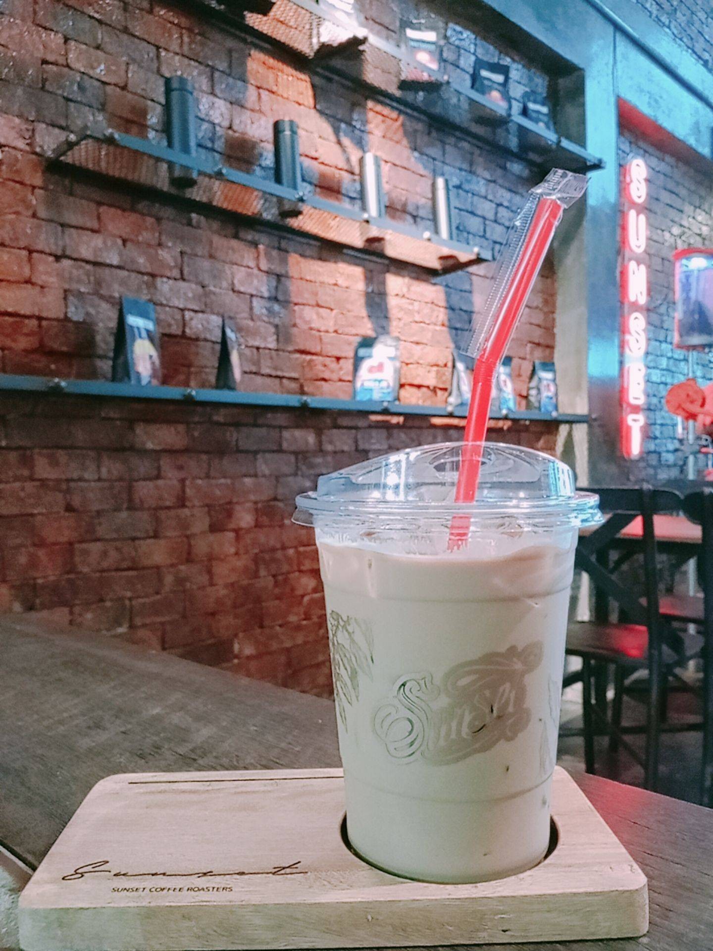 รีวิว Sunset Coffee Roasters สาขาริมแม่น้ำเจ้าพระยา จ.ชัยนาท - ไม่ลอง ...