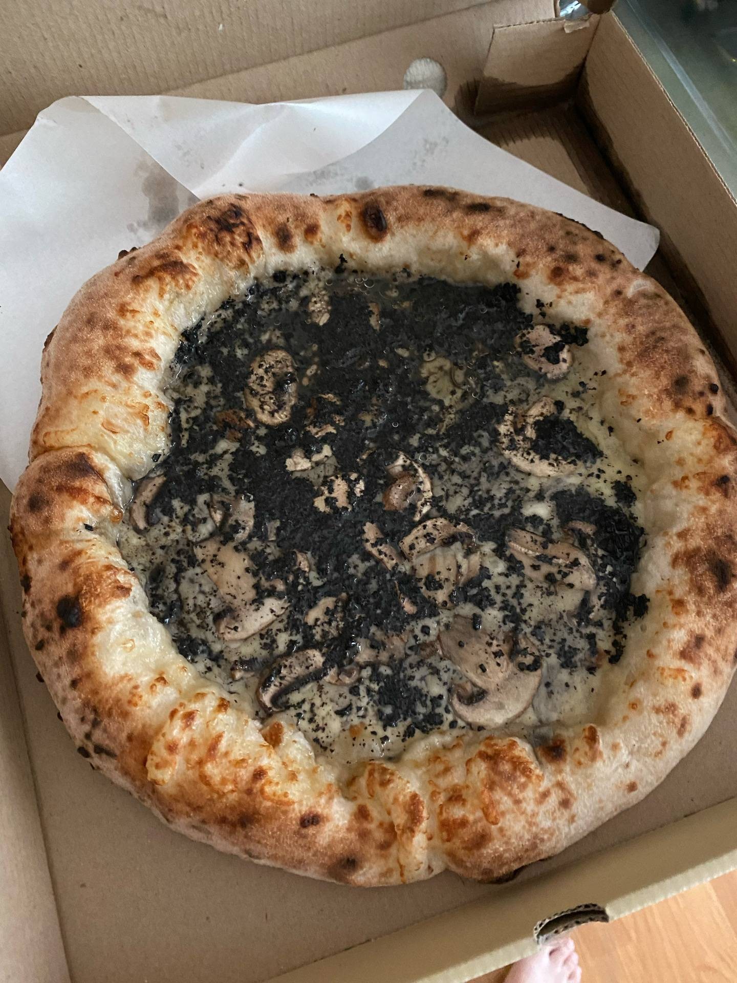 รีวิว Bello Ghost Pizza - Pizza homemade ที่คิวนานที่สุด เวลานี้