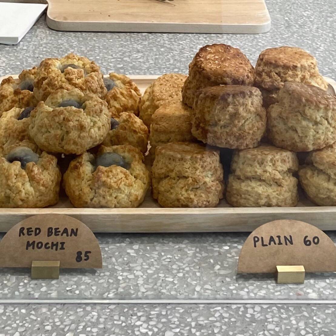 รีวิว Baker Bricks พระราม 9 - double chocolate scone