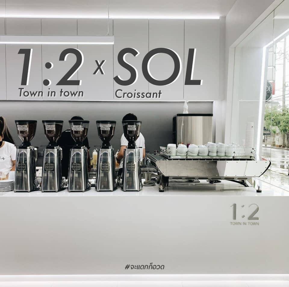 รีวิว 1:2 coffee (1:2 คอฟฟี่ ) town in town - ครัวซองต์ มาแรงมากแม่ ...