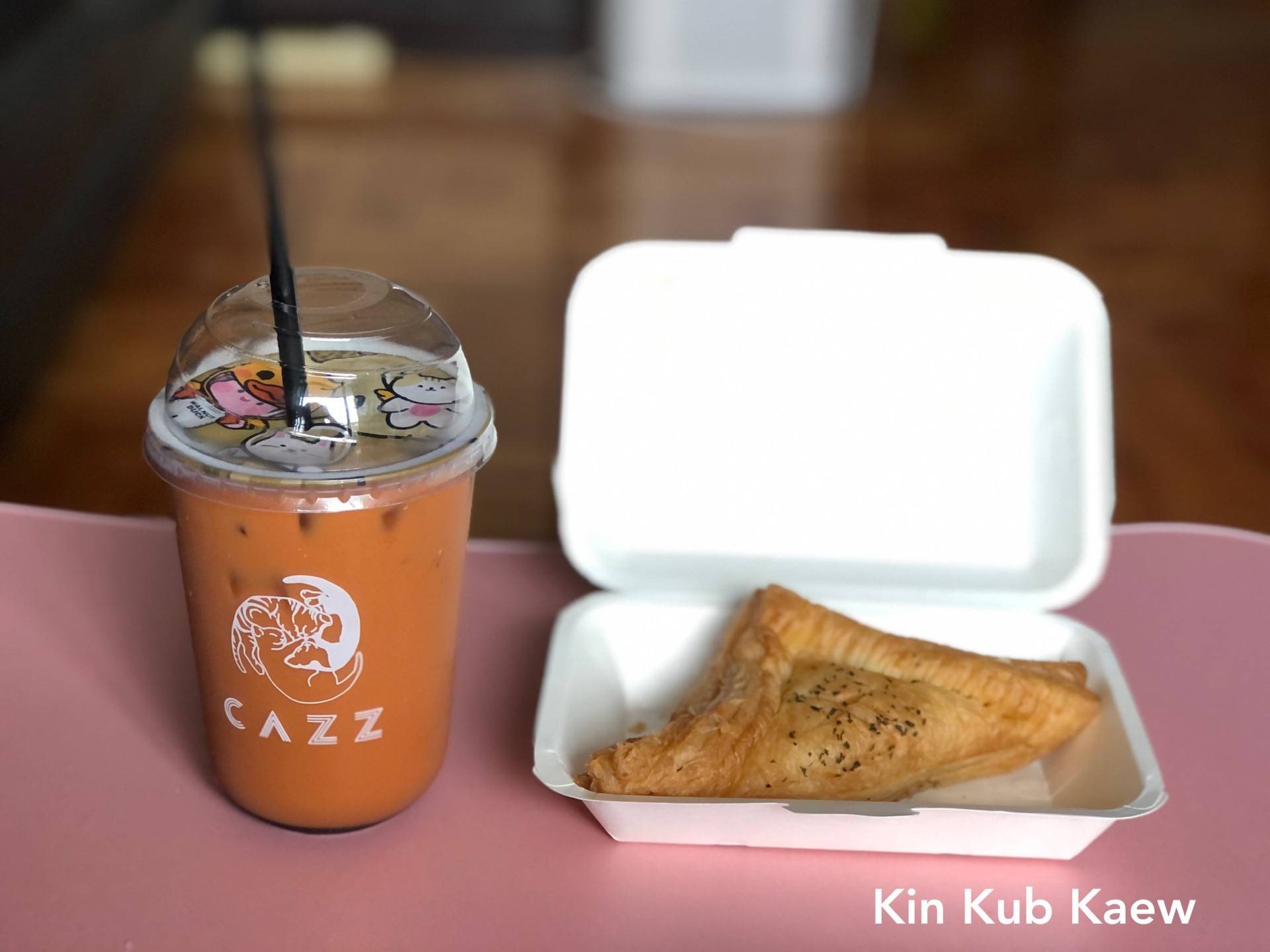 รีวิว Cazz Cafe - แคซคาเฟ่ สุขุมวิท พระโขนง - Cazz Cafe คาเฟ่ยามเช้า