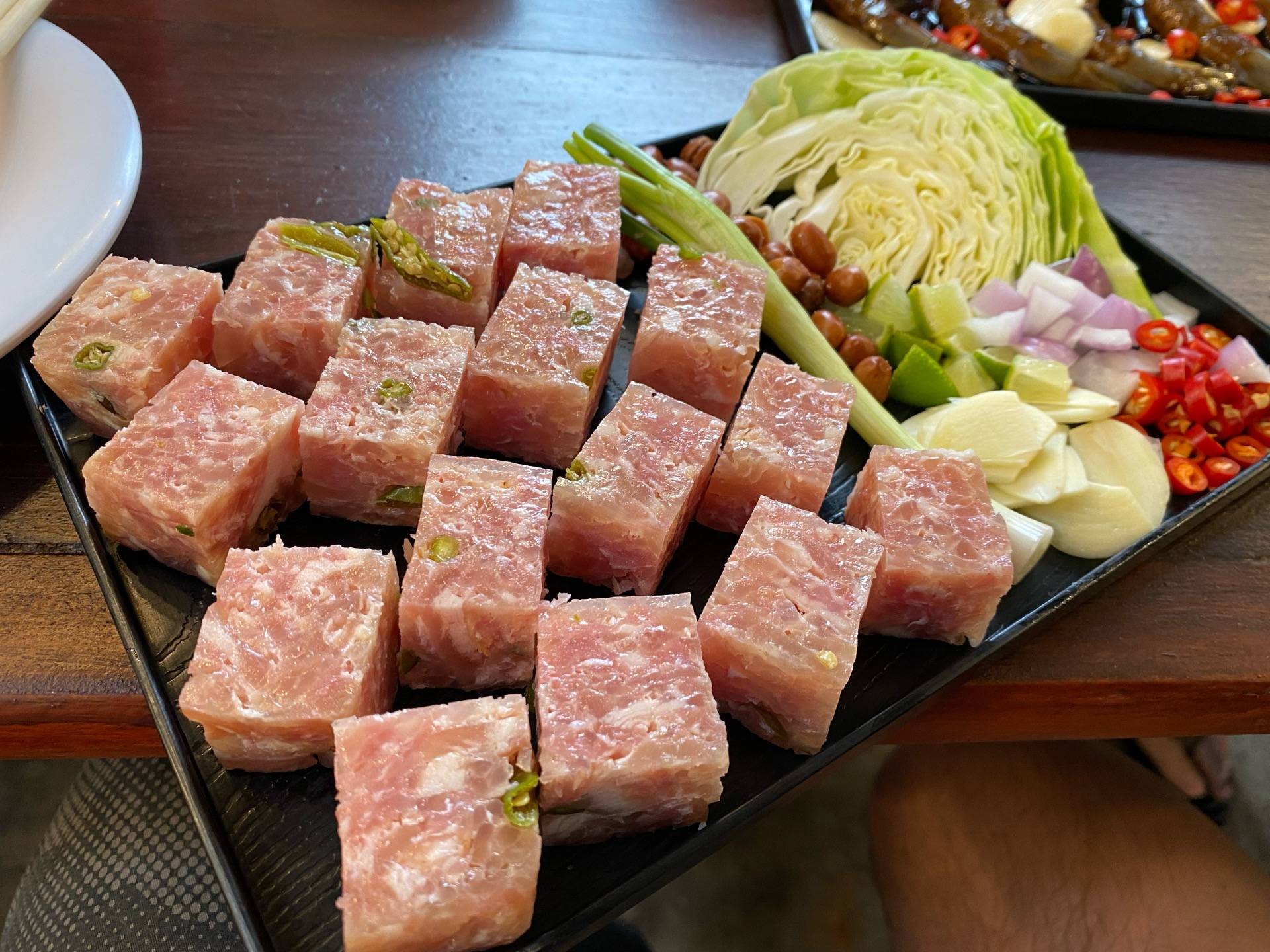 รูป จอมพล หมูกระทะ