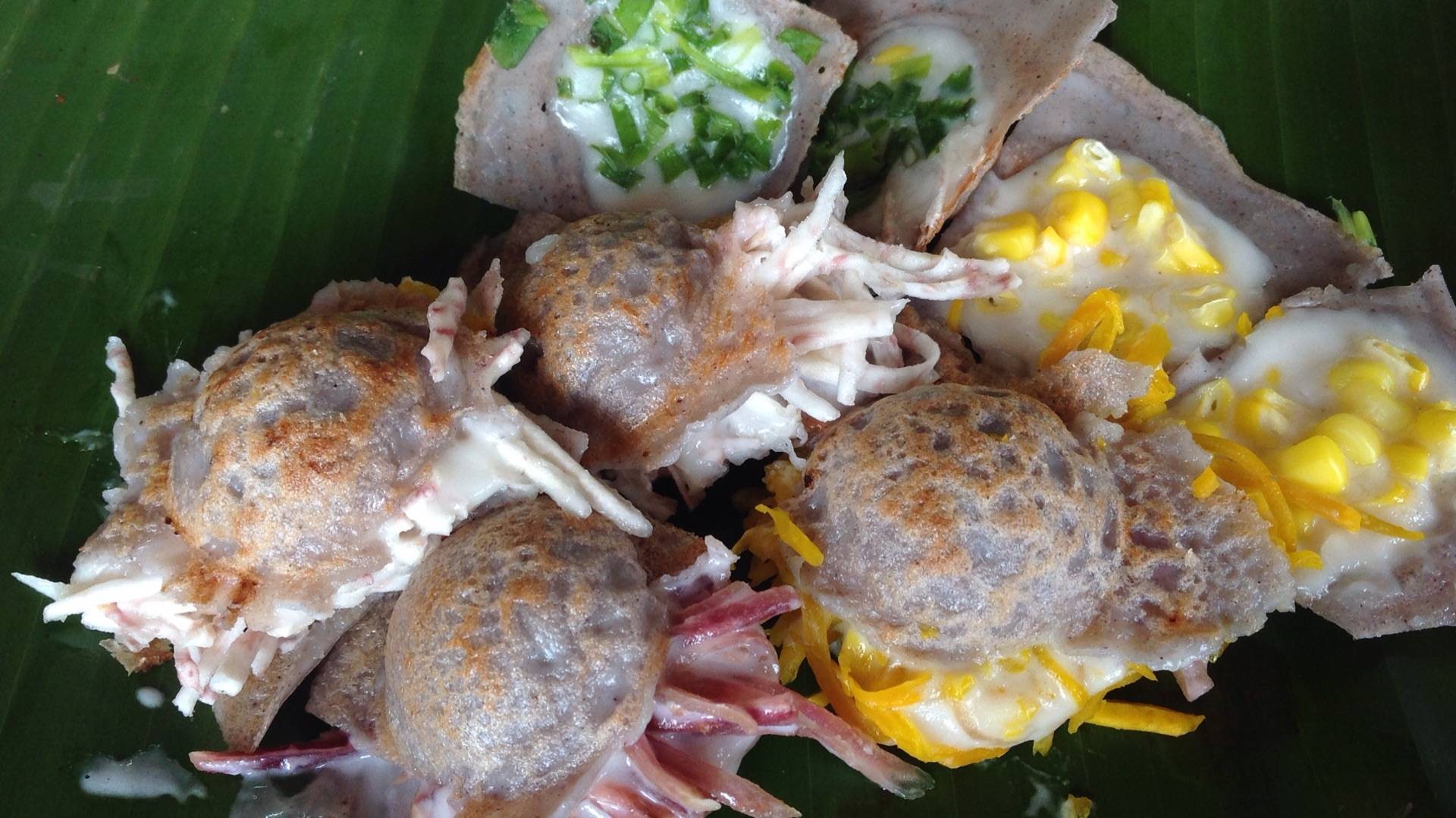 ขนมครกไส้ทะลัก ISSAREE - สั่งอาหารเดลิเวอรี | Wongnai x LINE MAN