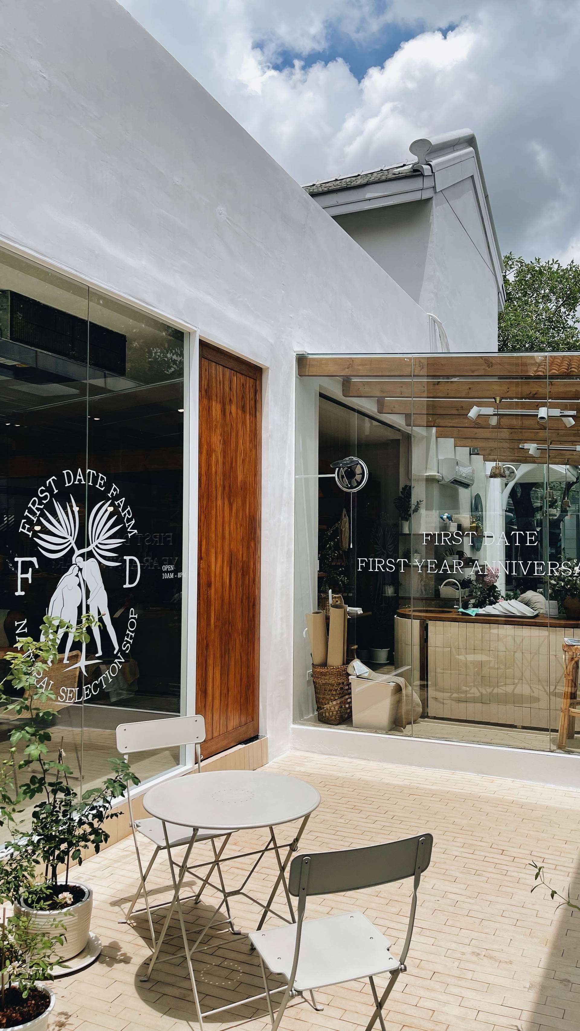 FIRST DATE FARM - Wongnai