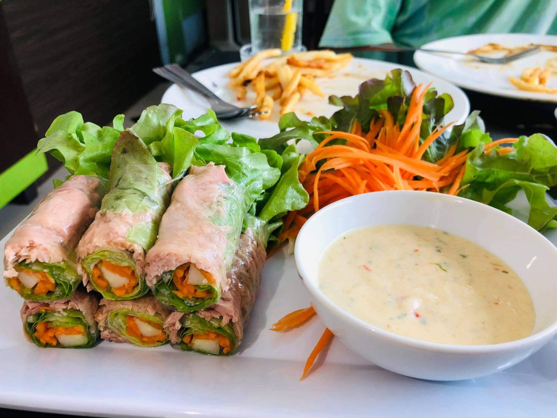 ร้าน Salad Dab Lek | รีวิวร้านอาหาร