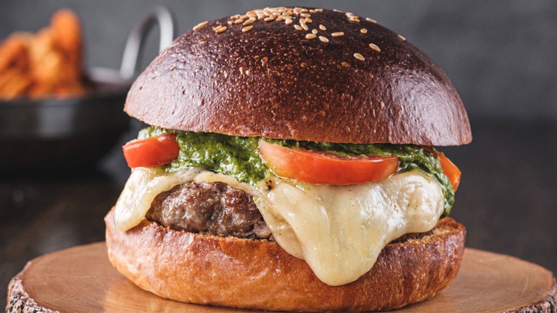 Burger Bomb Sukhumvit 101/1 - สั่งอาหารเดลิเวอรี | Wongnai x LINE MAN