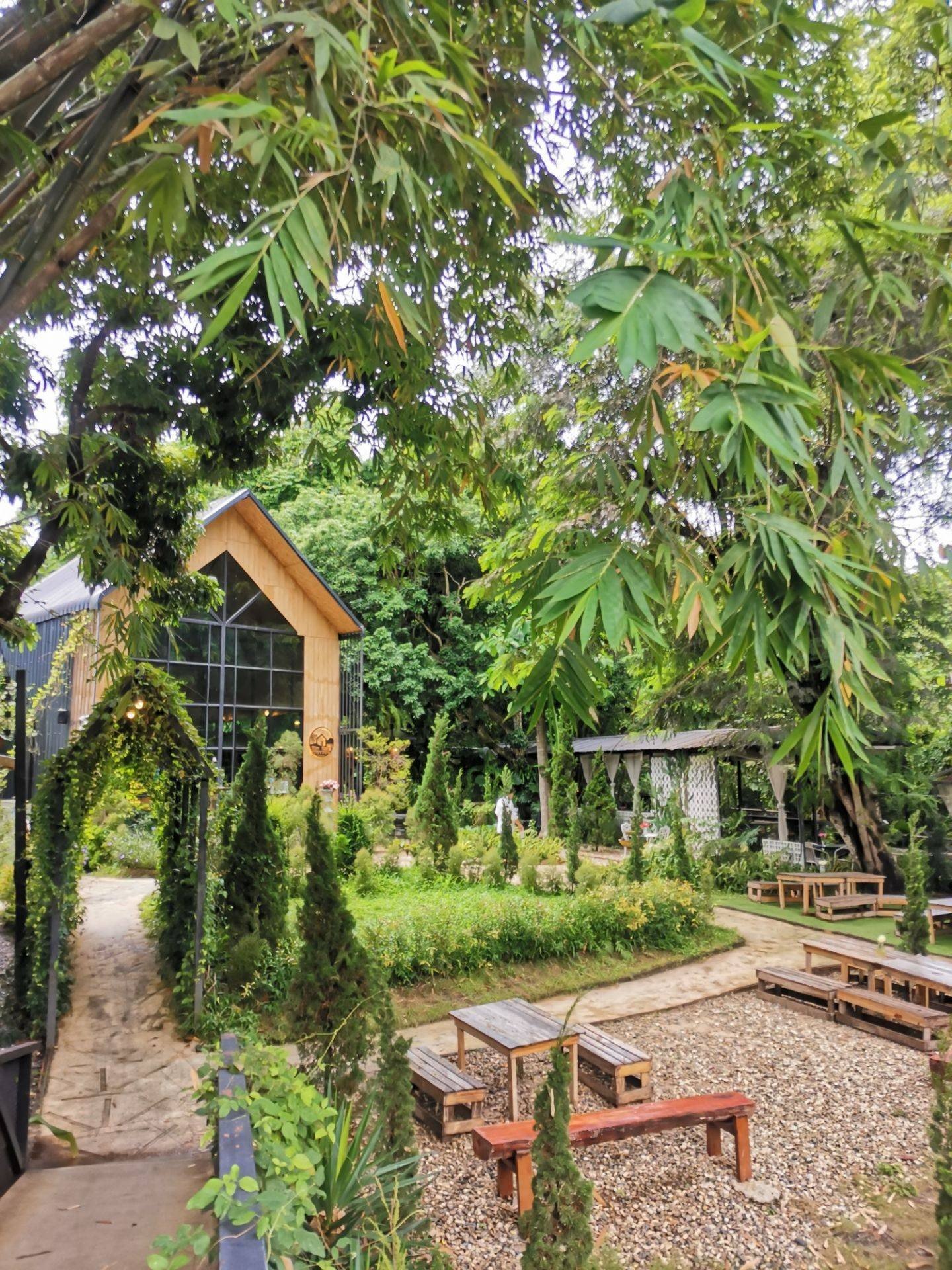 รีวิว Rim Nara cafe’&Bistro Chiangmai ริมนาราคาเฟ่ - คาเฟ่ ริมธาร ...