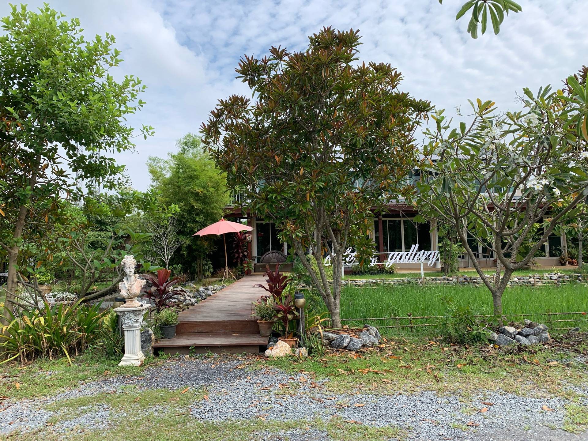 รีวิว G-farm - บรรยากาศเพลินๆเหมาะกับการพาลูกหลานมาเล่นกับสัตว์ตัวน้อย ...