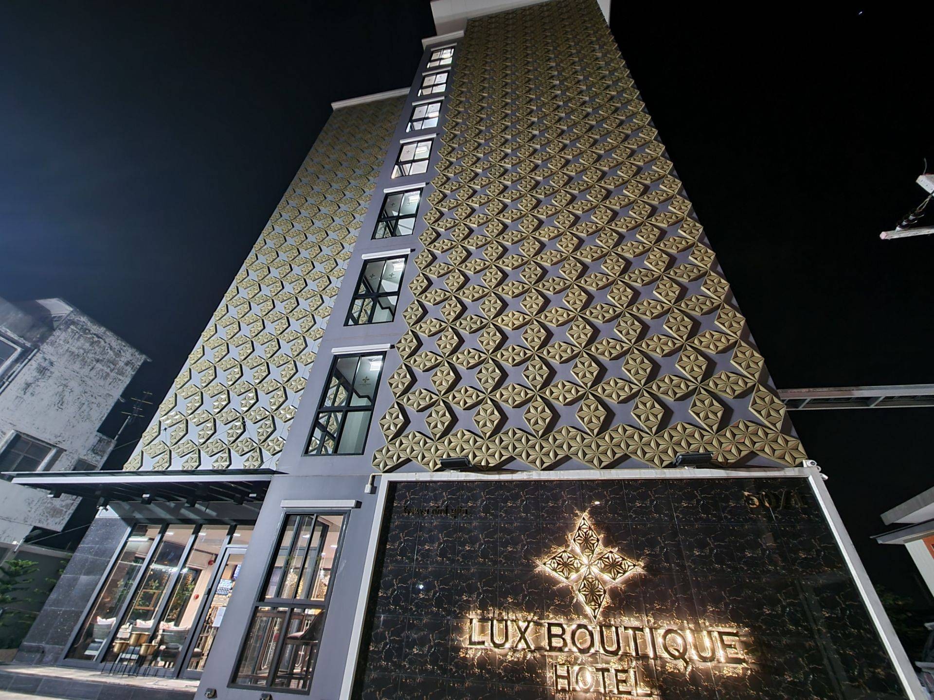 รูป Lux Boutique Hotel