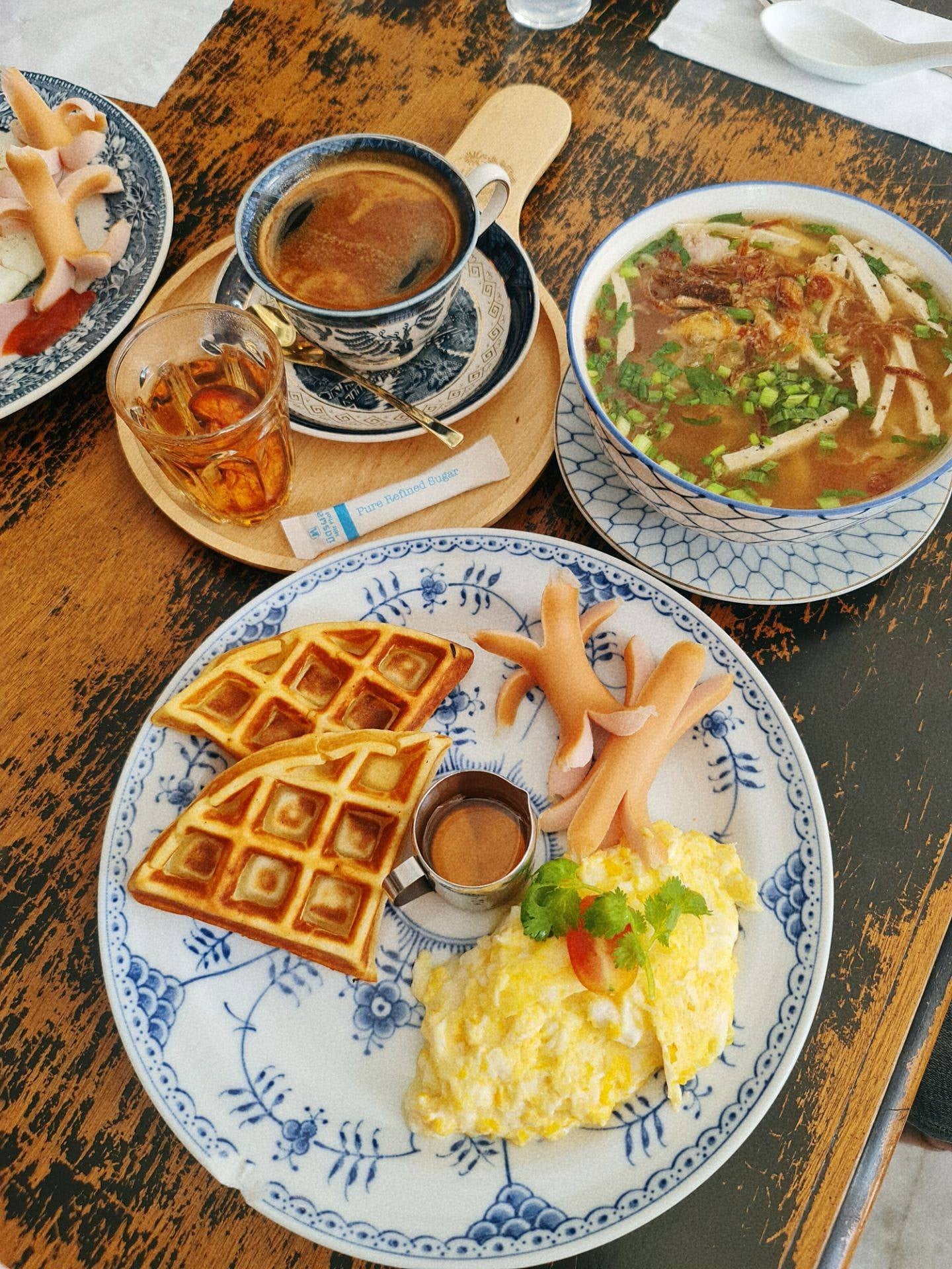 รีวิว YUU HOTEL & Cafe' - คาเฟ่อาหารเช้าในตัวเมืองอุบล~~~
