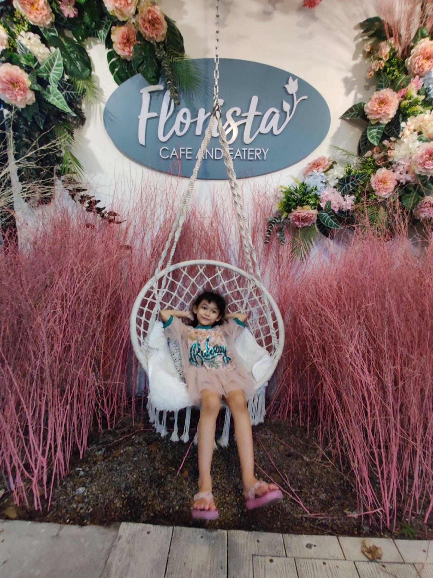 รูป Florista Cafe And Eatery