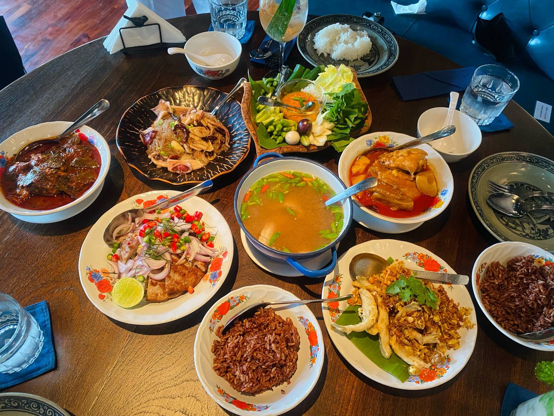 รูป Sri Trat Restaurant & Bar Sri Trat