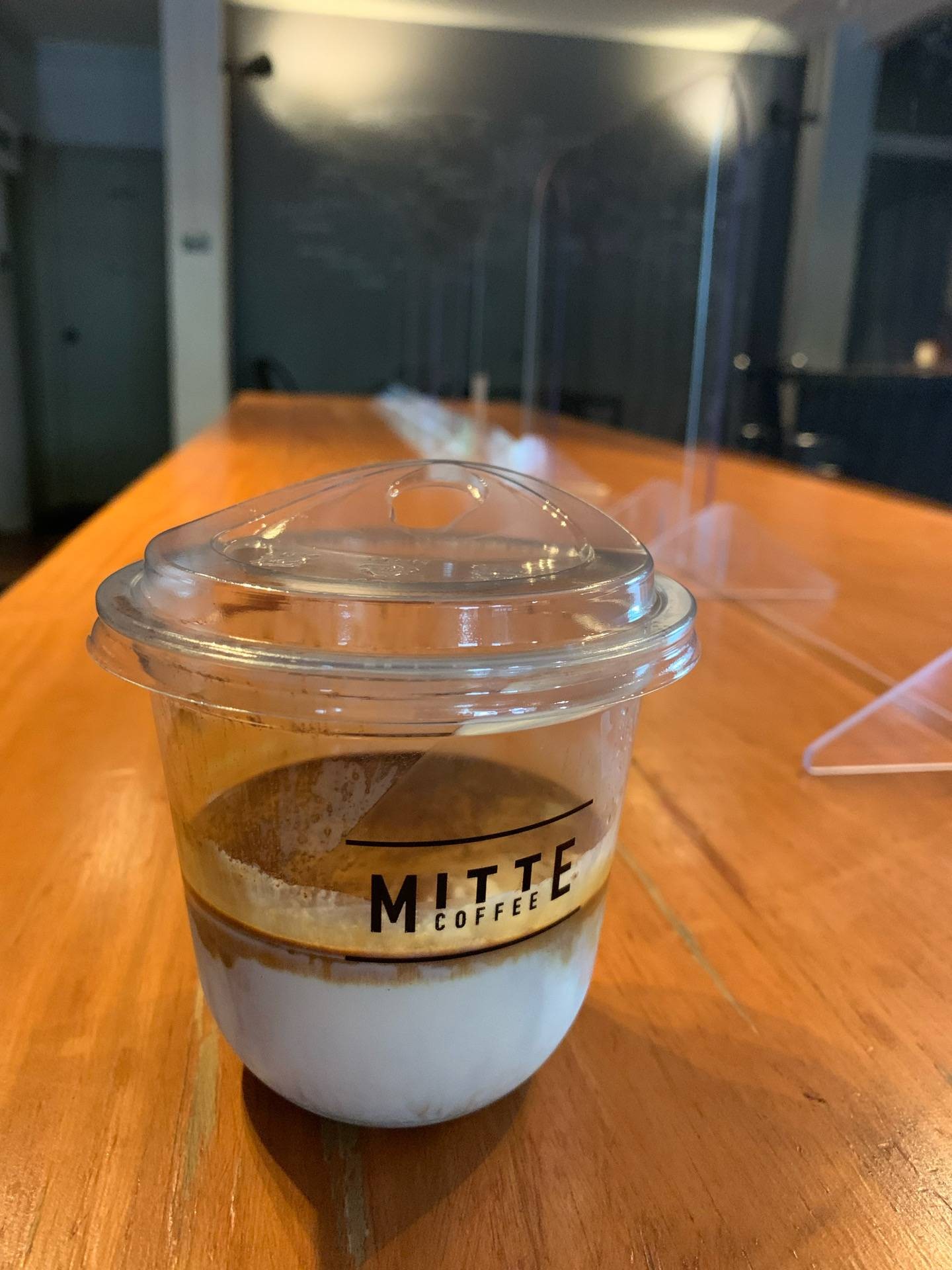 รีวิว Mitte Coffee, Cafe & Friends เมืองทองธานี - Dirty ดีมาก หอมเมล็ด ...