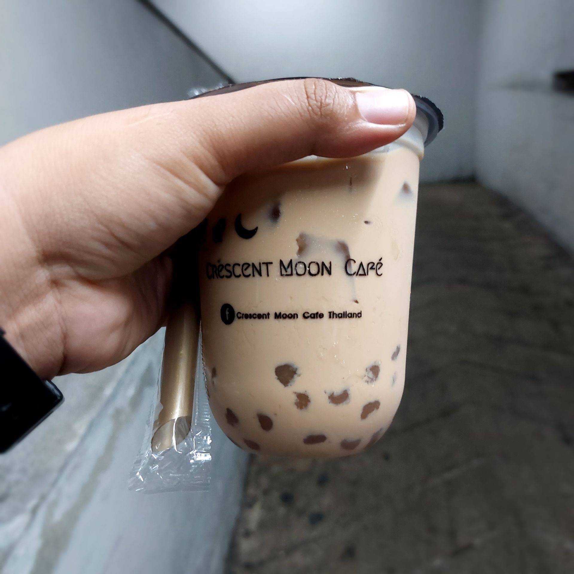 รีวิว Crescent Moon Cafe' ซีคอน บางแค - คาเฟ่สีสวย เพลงสบาย ๆ เมนู ...