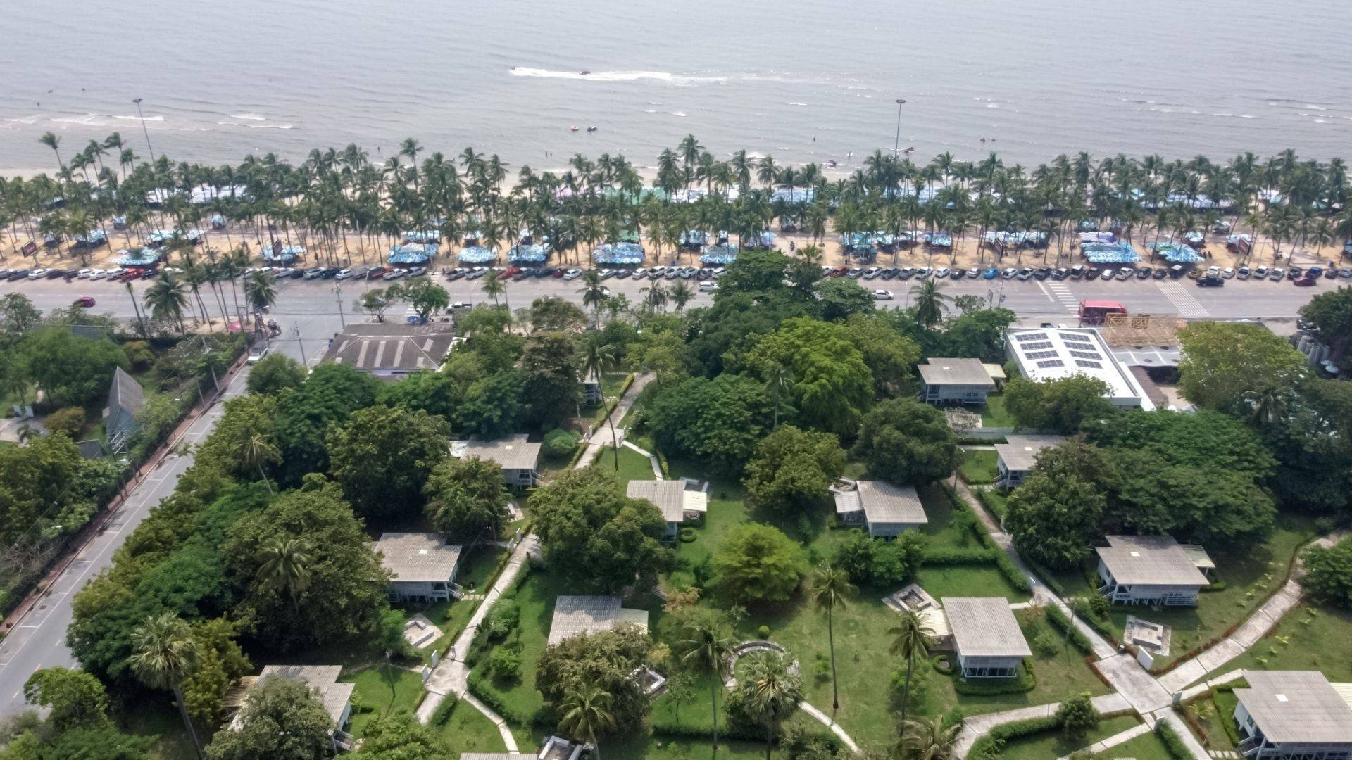 รูป Bangsaen Heritage Hotel