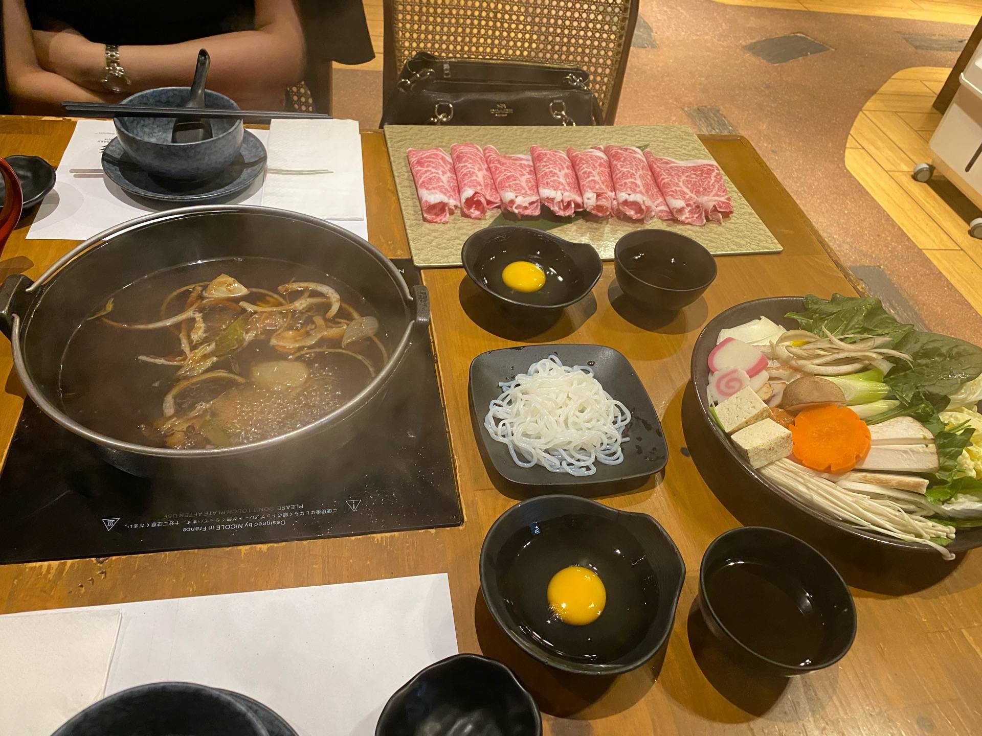 รีวิว SOUSAKU อารีย์ - อร่อยทุกอย่าง โดยเฉพาะสุกี้เนื้อวากิวนุ่มละลาย ...